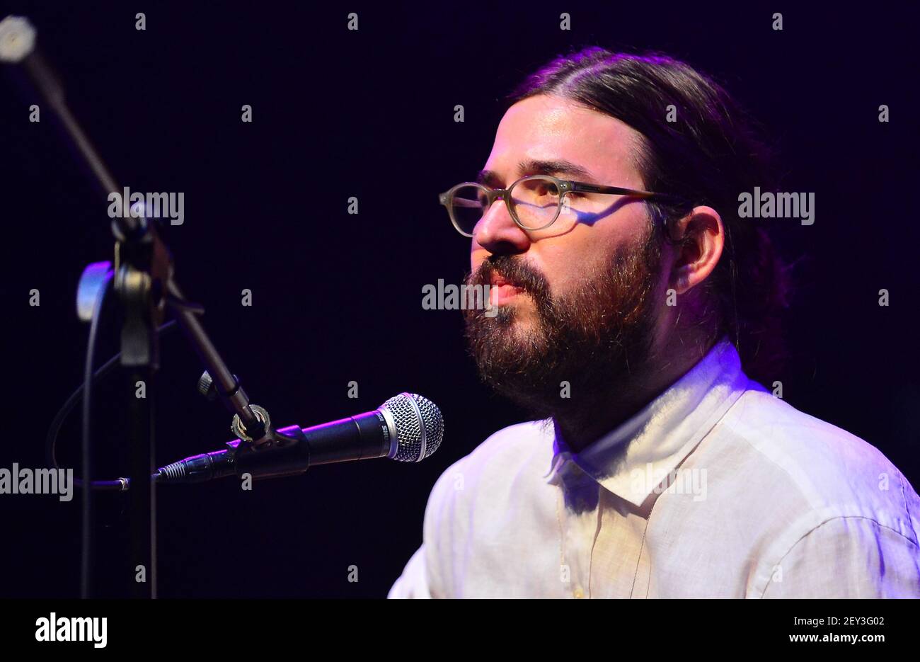 Matthew E. White performs as the opening act for St.Vincent real name ...