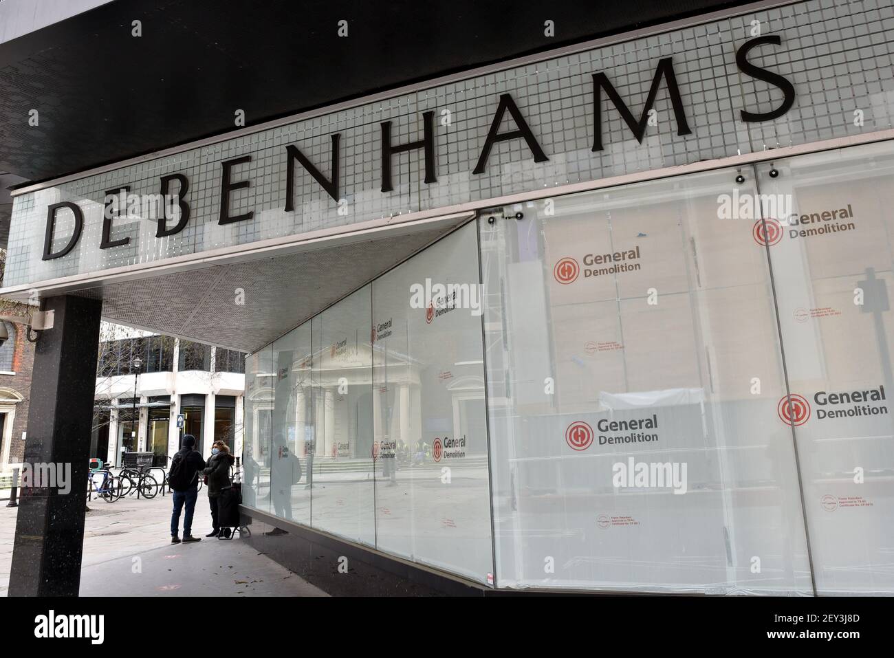 Debenhams former flagship store hi-res stock photography and images - Alamy