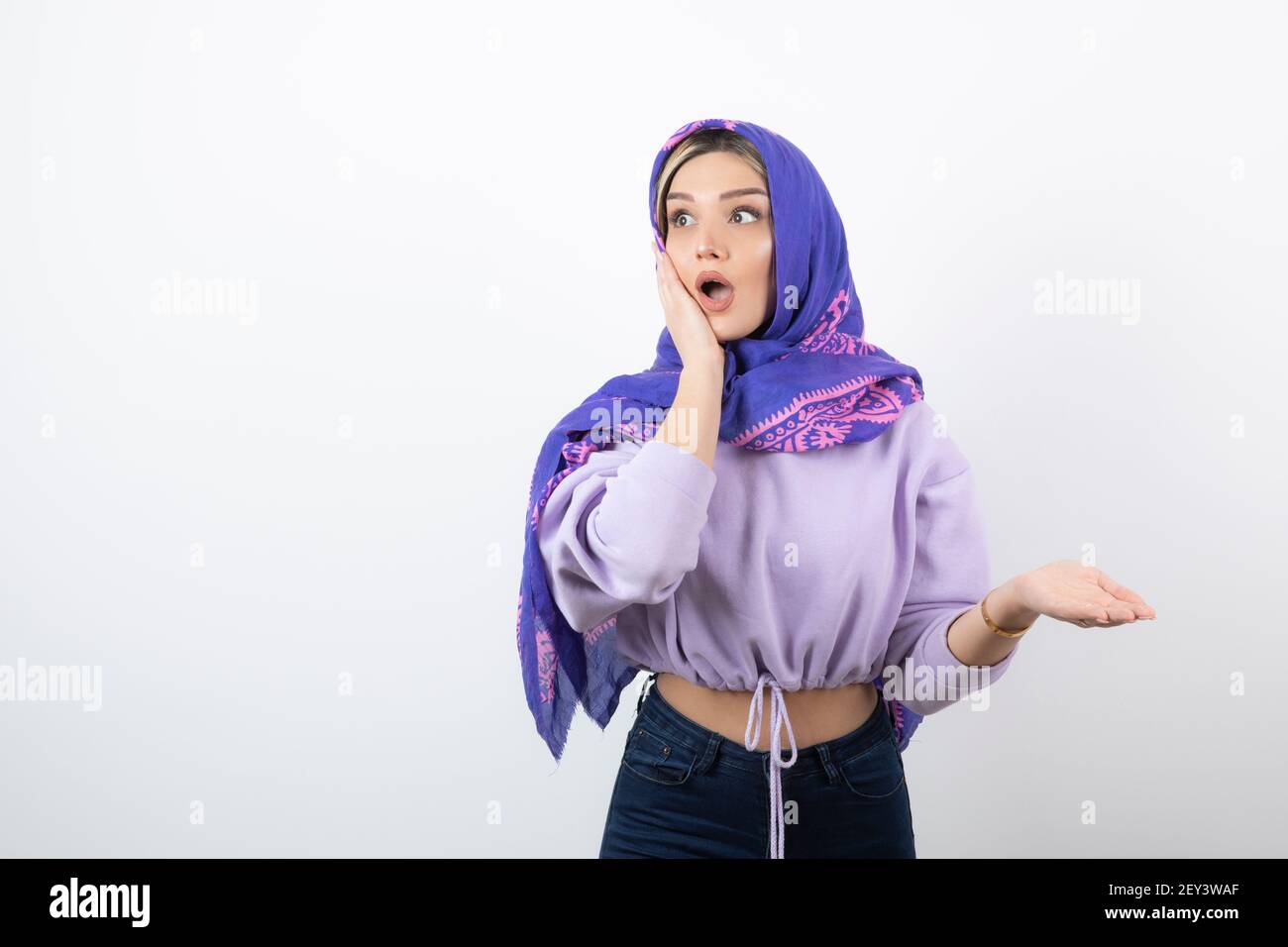 Portrait photo of a young pretty woman model standing and posing Stock ...