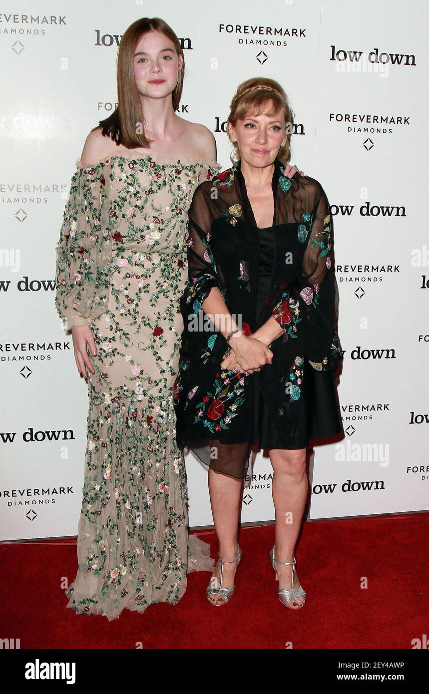 23 October 2014 - Hollywood, California - Elle Fanning, Amy-Jo Albany ...