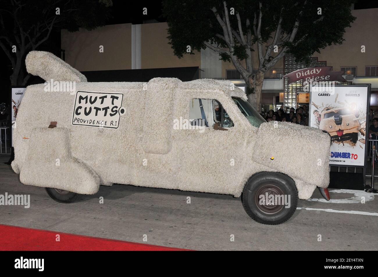 Mutt Cutts mobile at the "Dumb And Dumber To" Los Angeles Premiere held ...