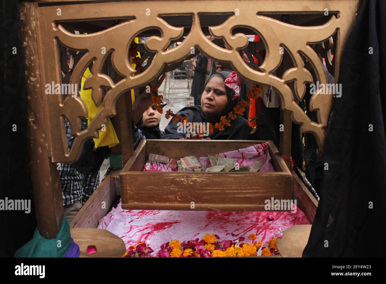 LAHORE, PAKISTAN - NOVEMBER 3, 2014 - Pakistani Shiite Muslims ...