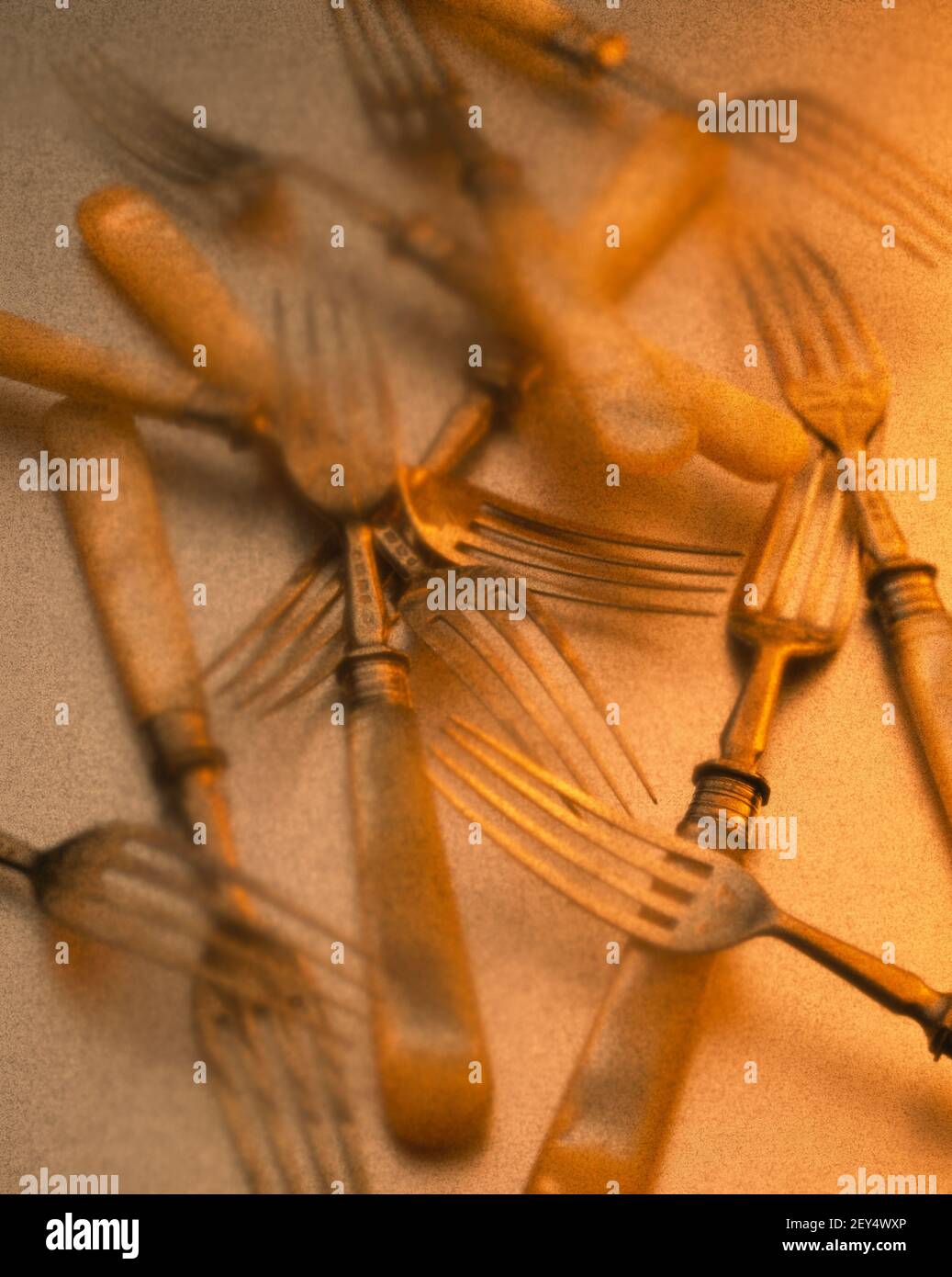 Pile of forks hi-res stock photography and images - Alamy