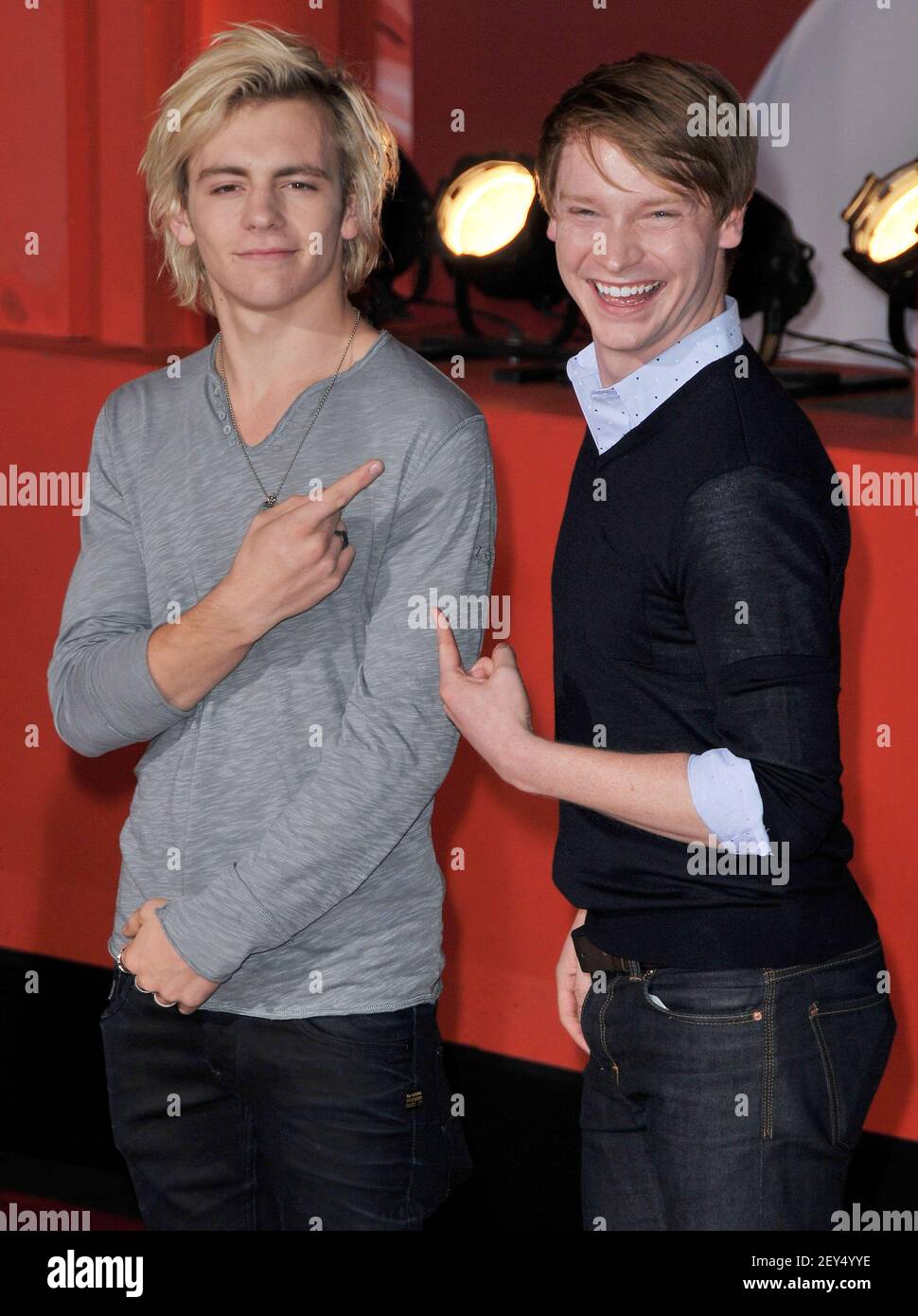 Calum Worthy And Ross Lynch 2022