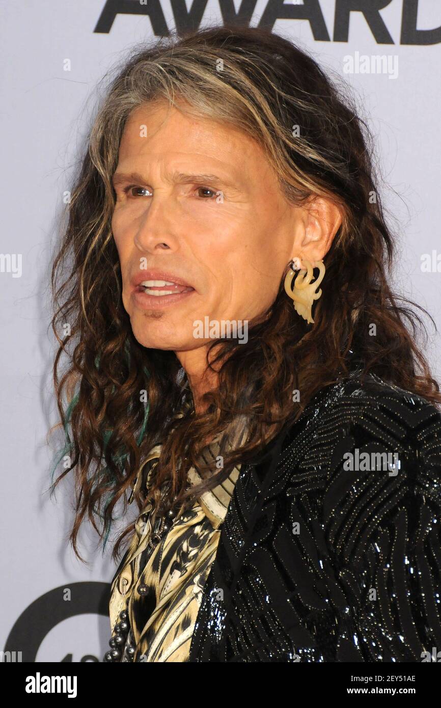 05 November 2013 - Nashville, Tennessee - Steven Tyler. 47th CMA Awards ...