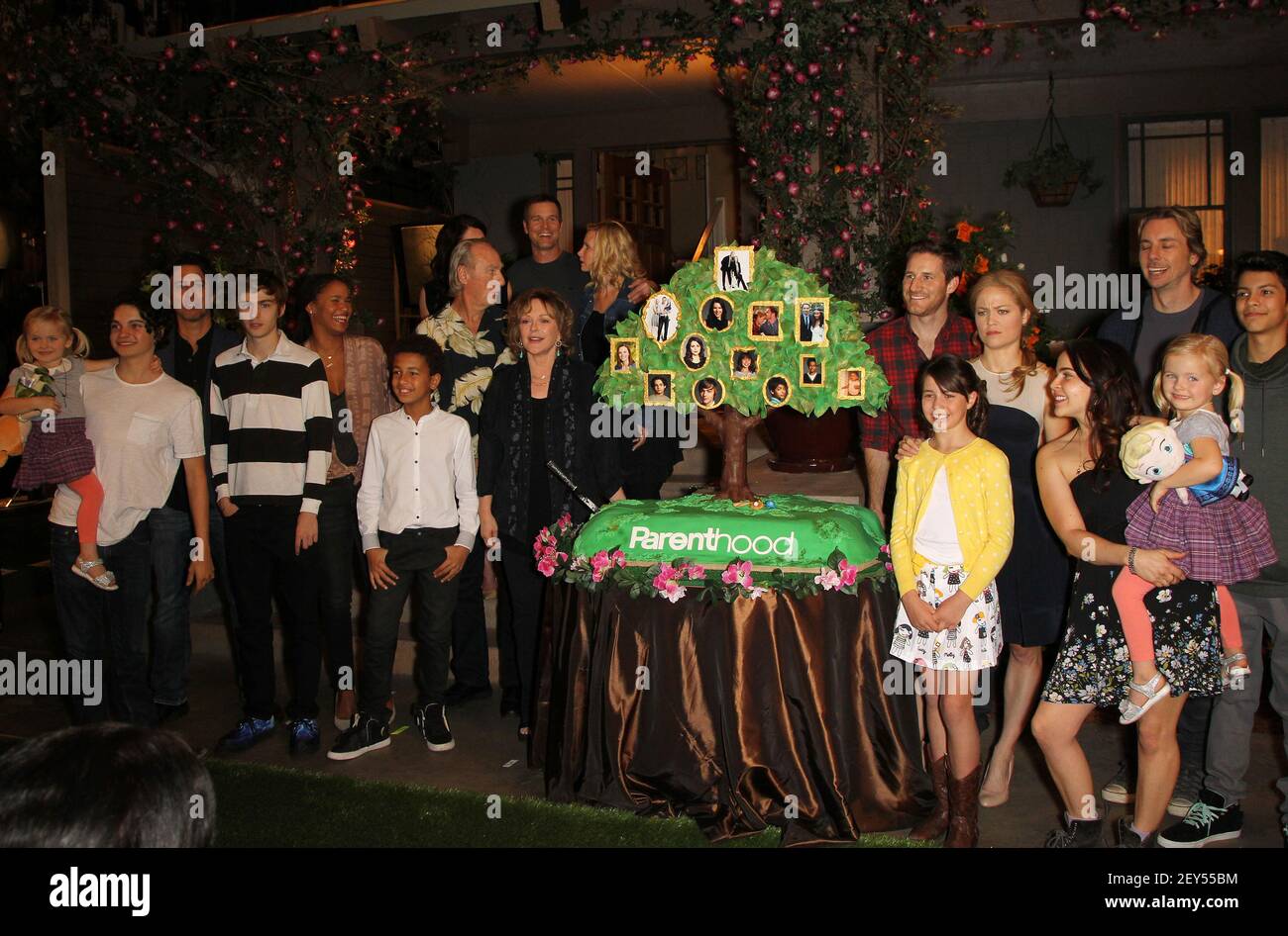 7 November 2014 - Universal City, California - Dax Shepard, Lauren ...