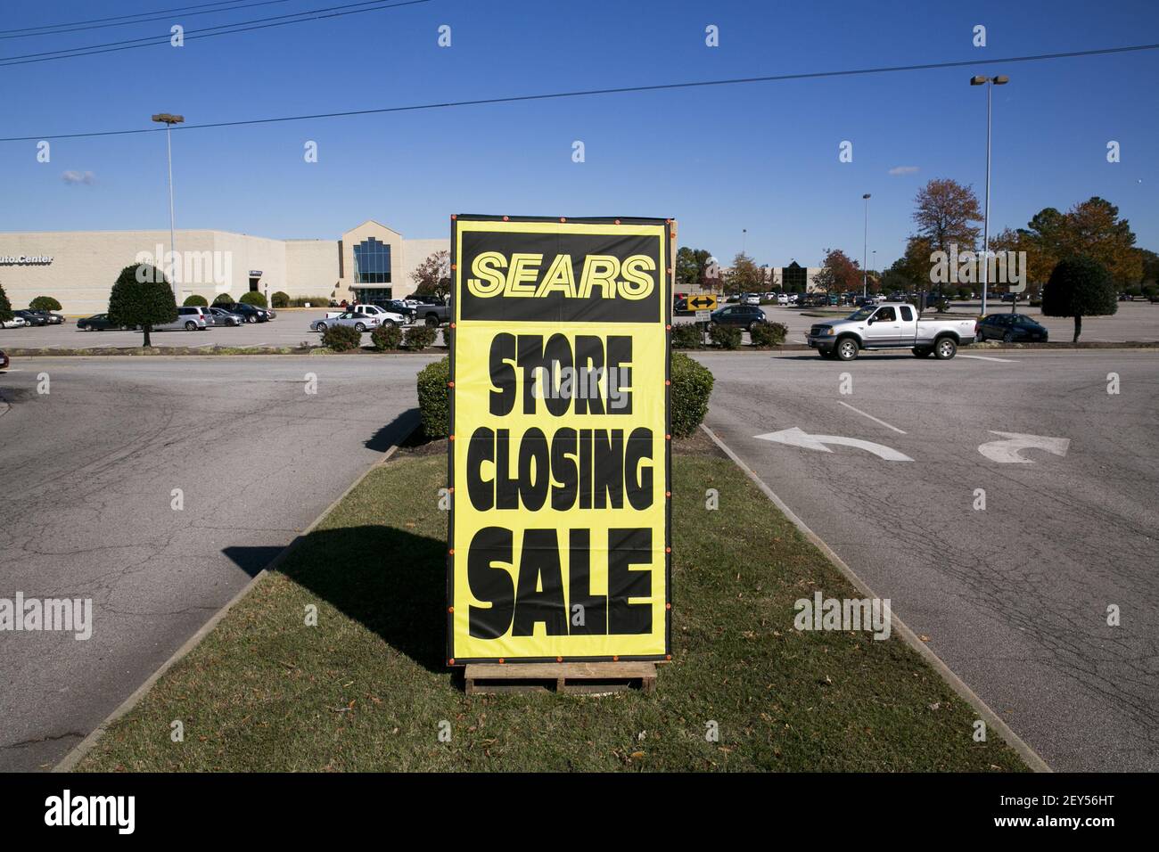 A Sears retail store with a "Store Closing Sale" banner in Chesapeake ...