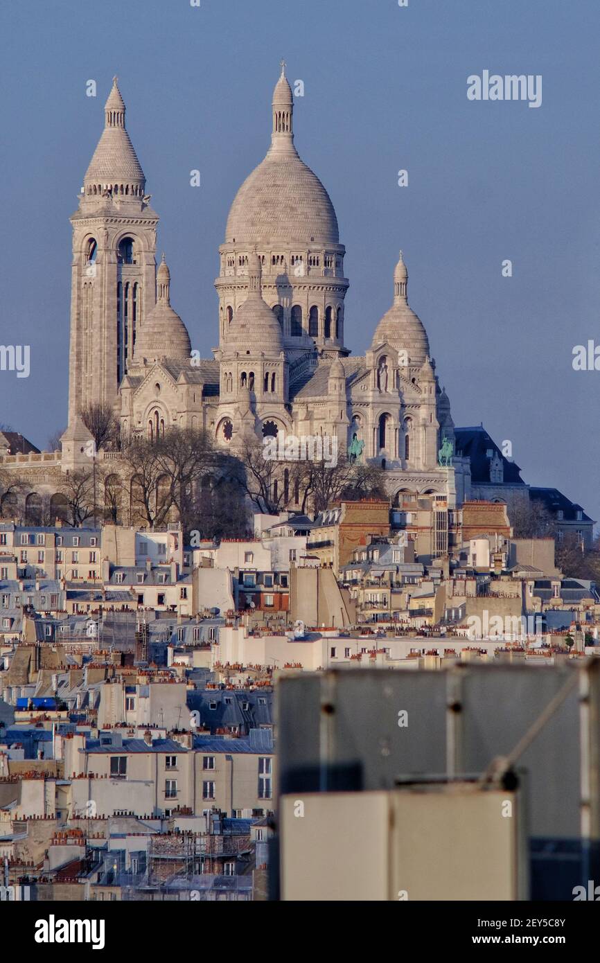 The cathedreal sacred heart in Paris France Stock Photo - Alamy