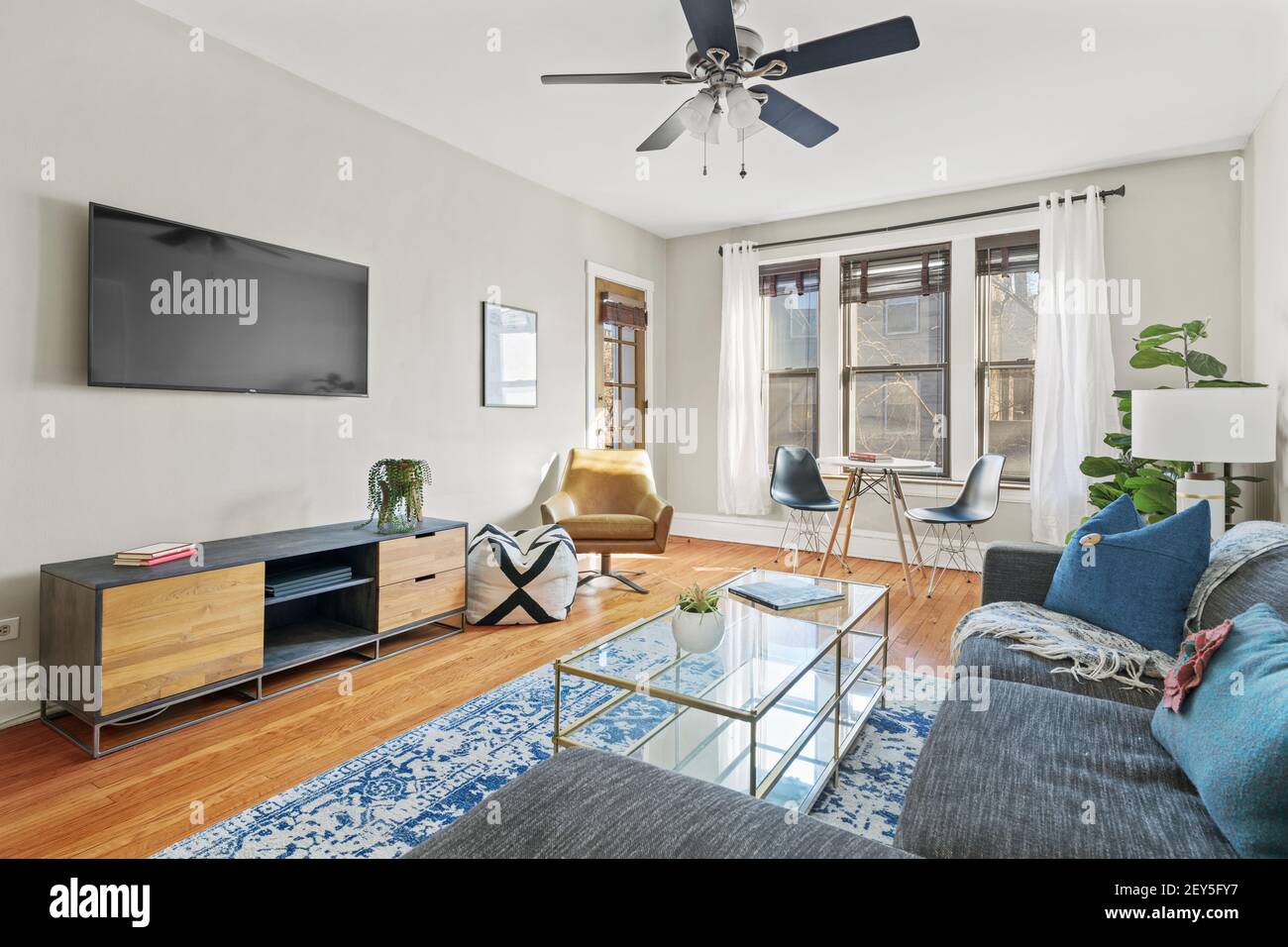 Residential building interior view hi-res stock photography and images ...