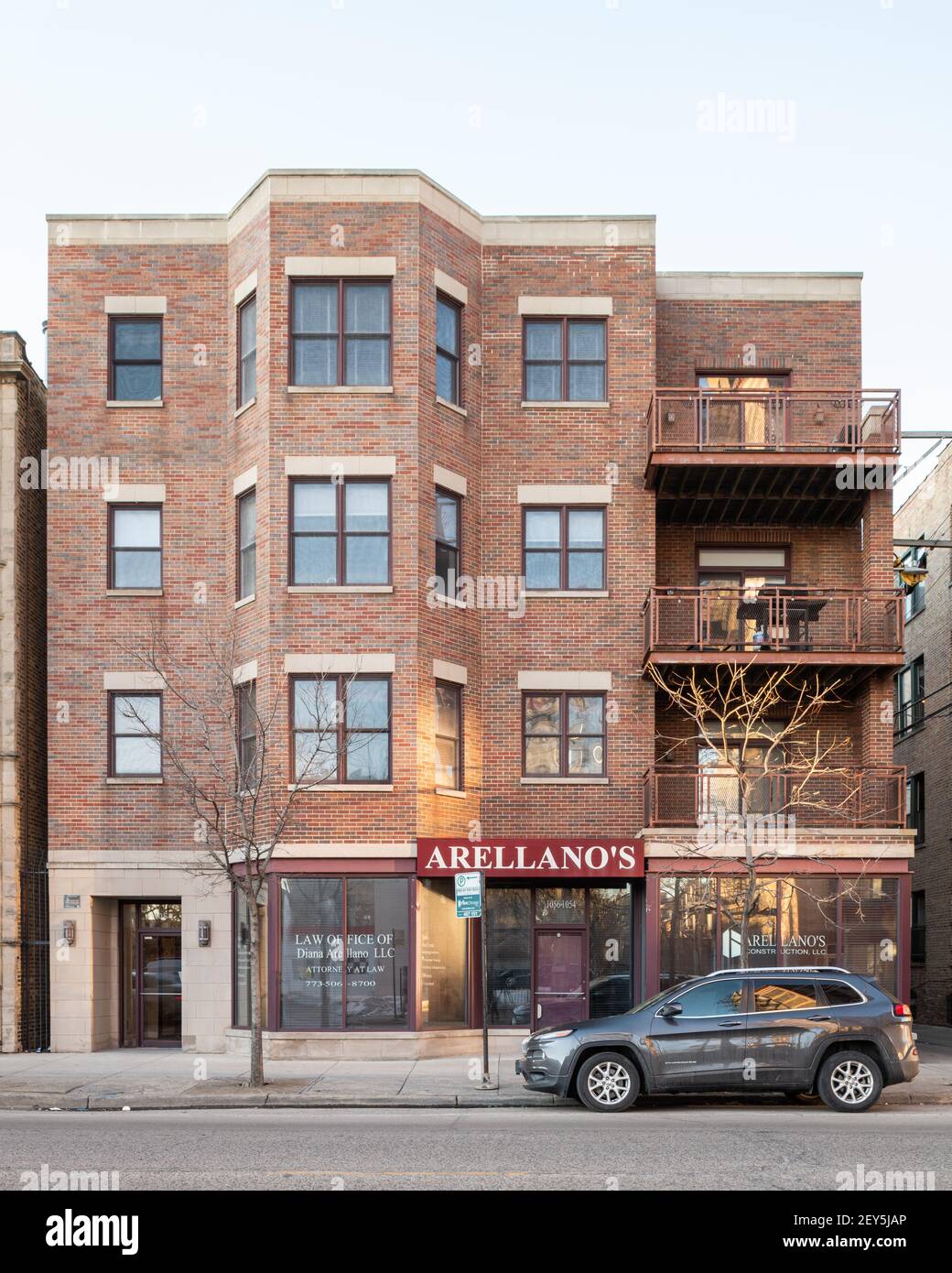 Multi dwelling units hi-res stock photography and images - Alamy