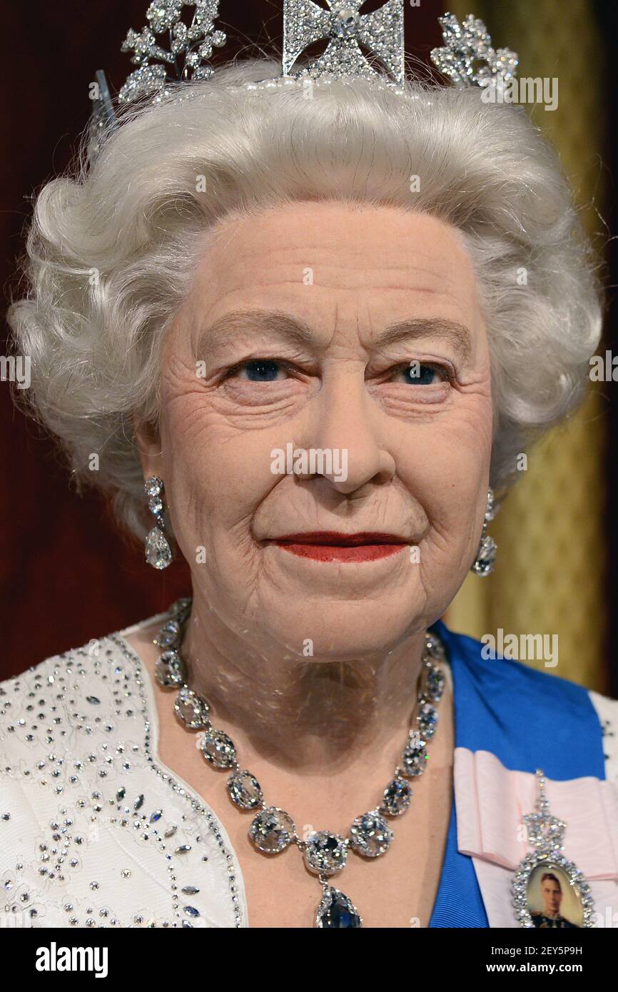 Wax figure of Queen Elizabeth makes debut at Madame Tussauds in Times ...