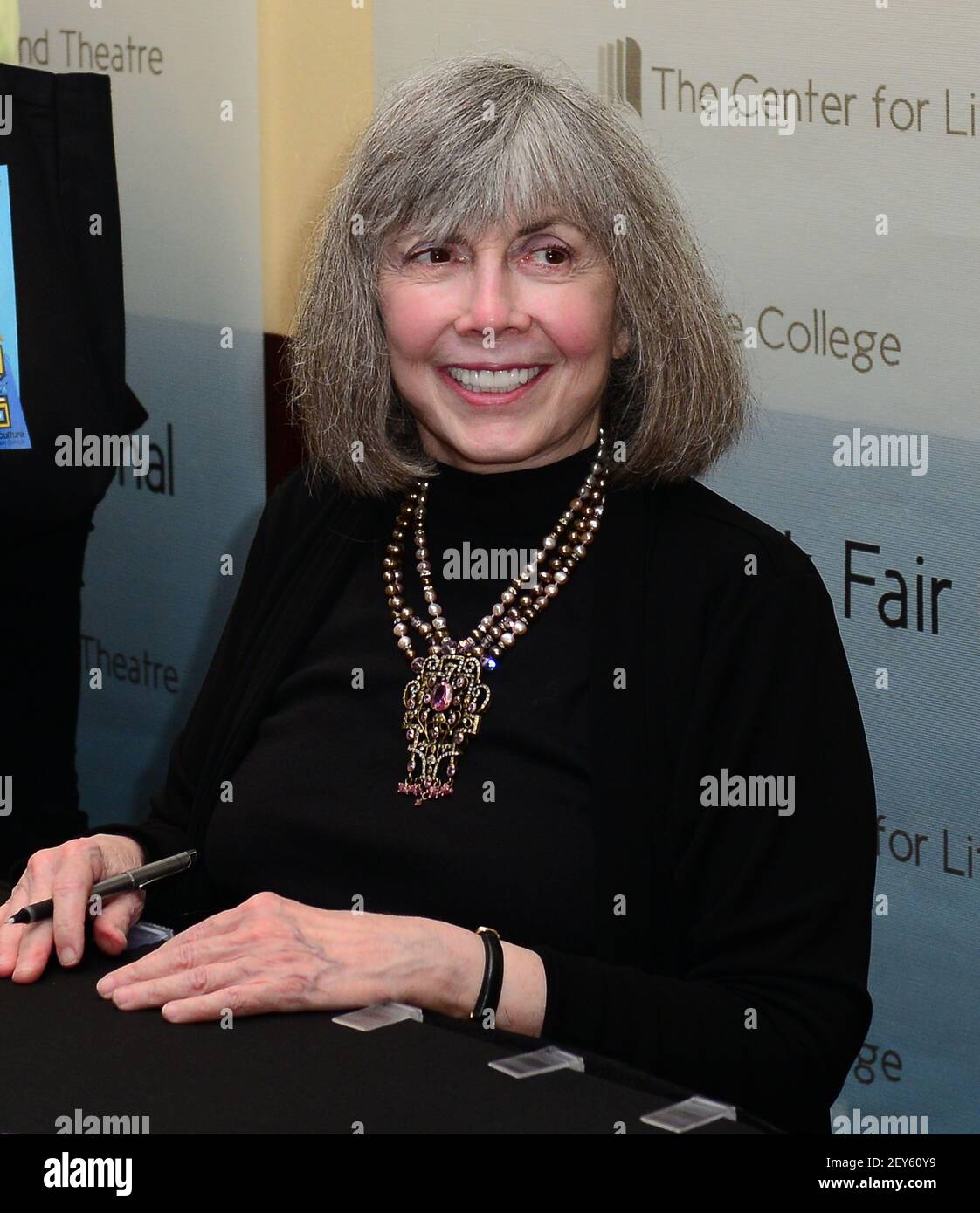 Anne rice book hi-res stock photography and images - Alamy