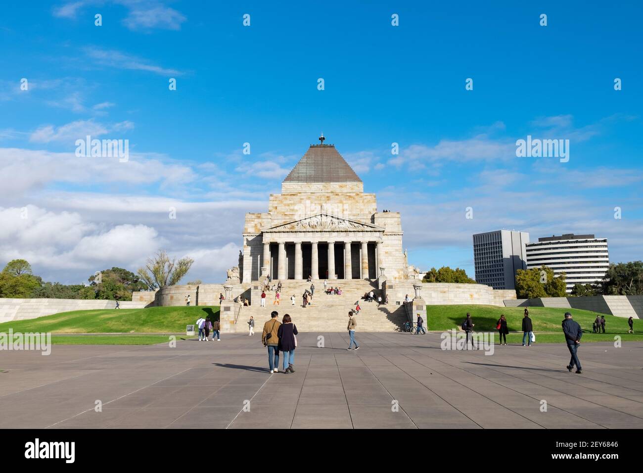 Victoria memorial monument dome hi-res stock photography and images - Alamy