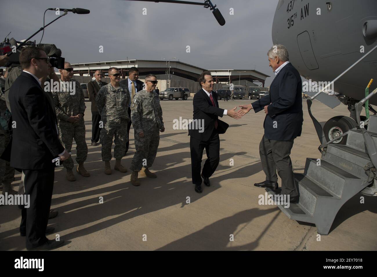 Stuart Jones, Ambassador to Iraq welcomes Secretary of Defense Chuck ...