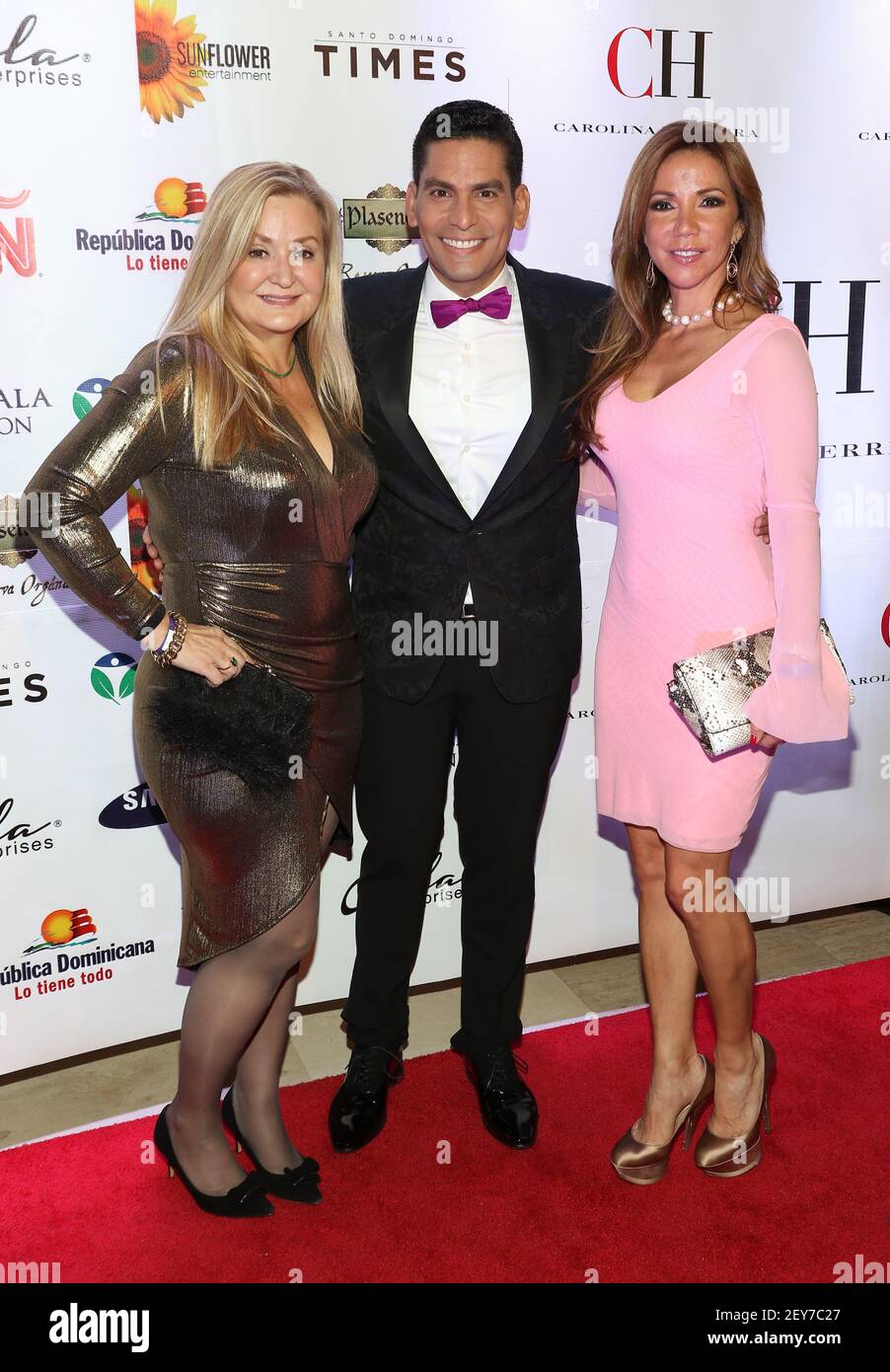MIAMI , FL - DECEMBER 19: Cynthia Hudson, Ismael Cala and Isabel ...