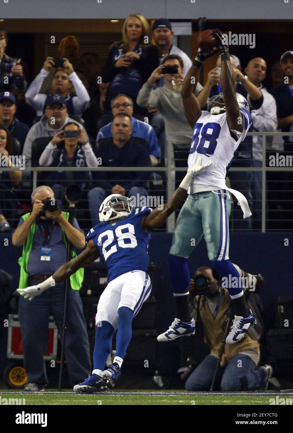 Indianapolis Colts cornerback Greg Toler (28) tries to defend as Dallas Cowboys wide receiver ...