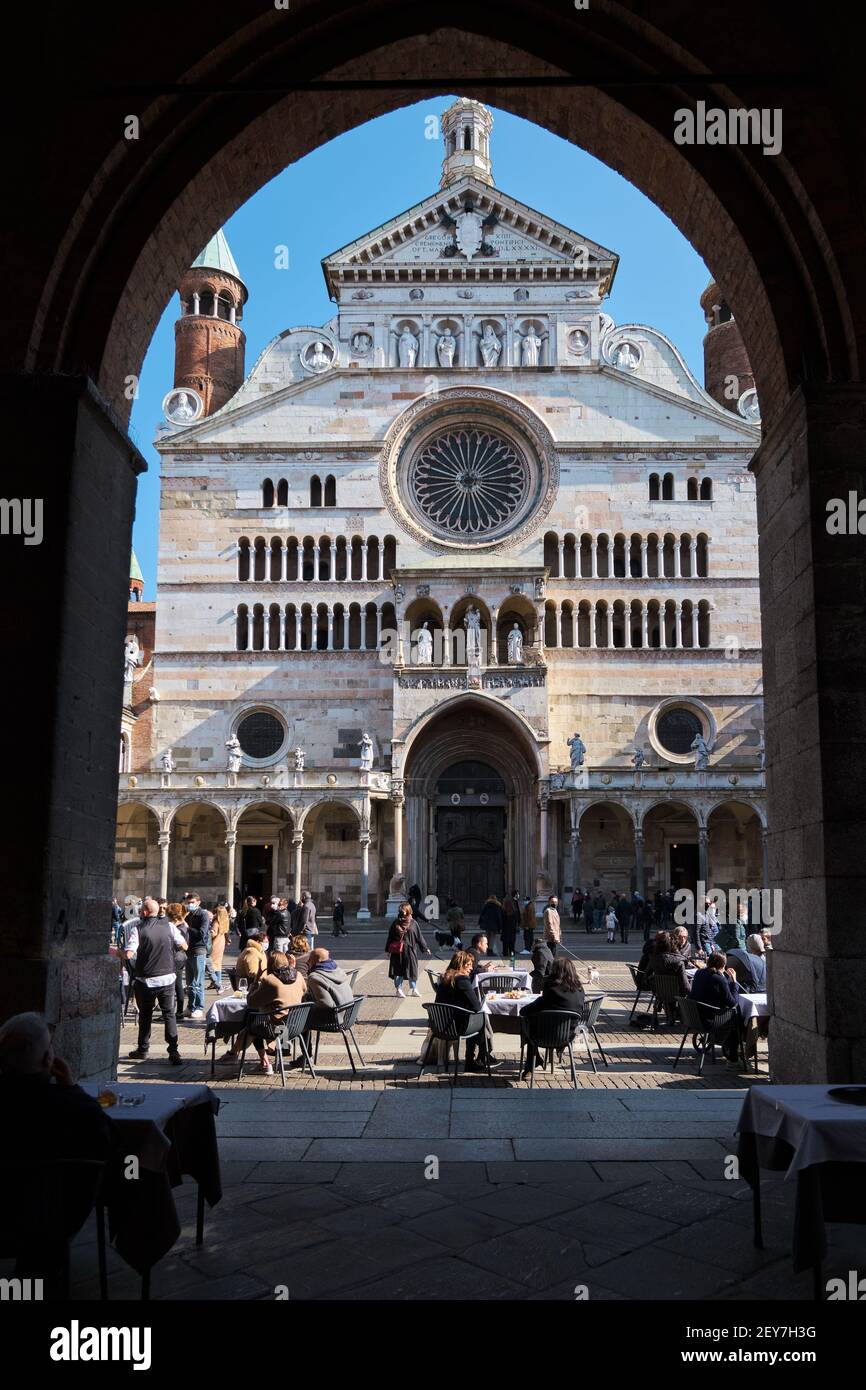 Ancient Cathedral of Cremona at beautiful market square Piazza Duomo in ...