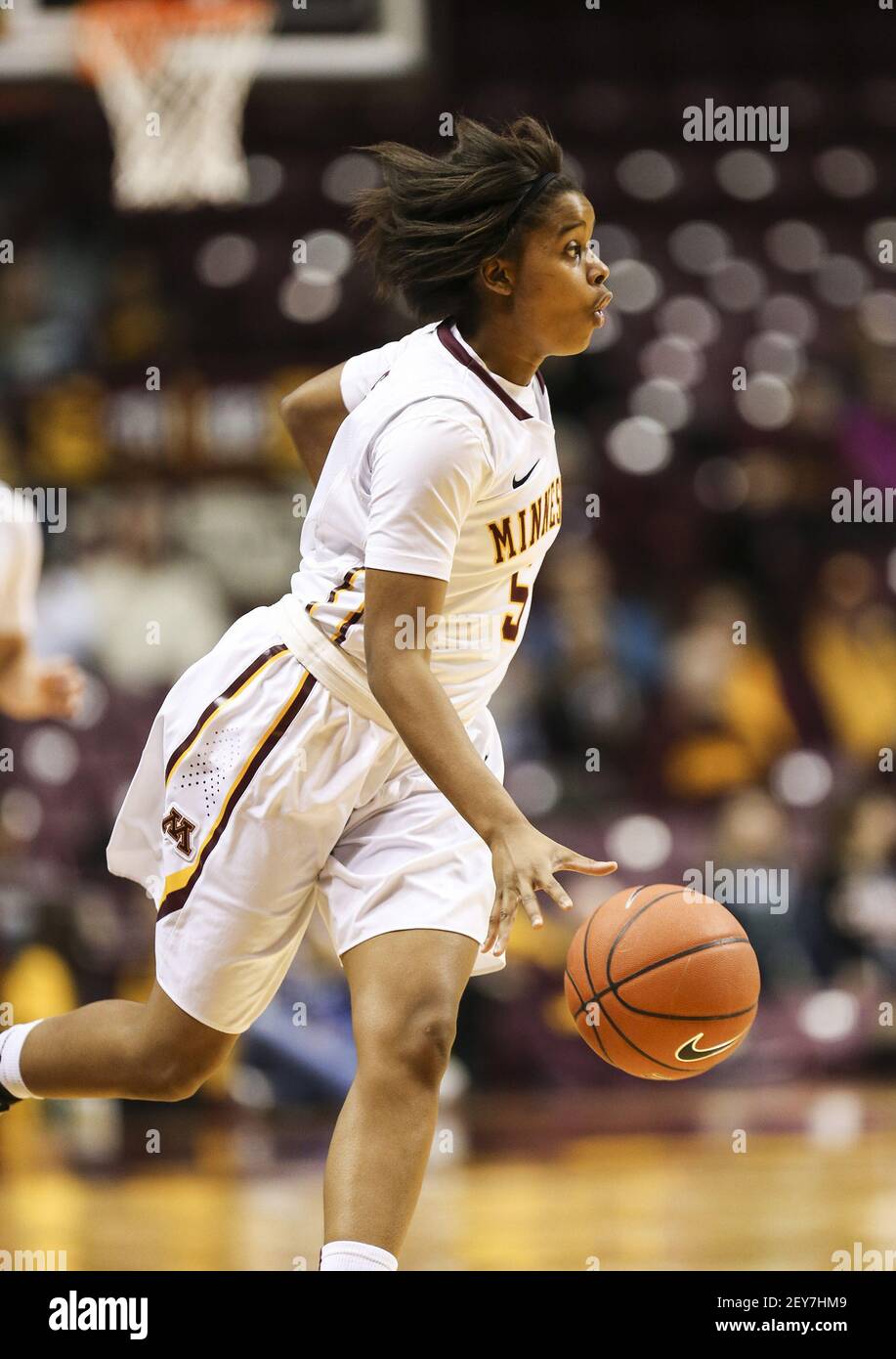 Minnesota's Tory Jacobs works off the dribble during the first half ...