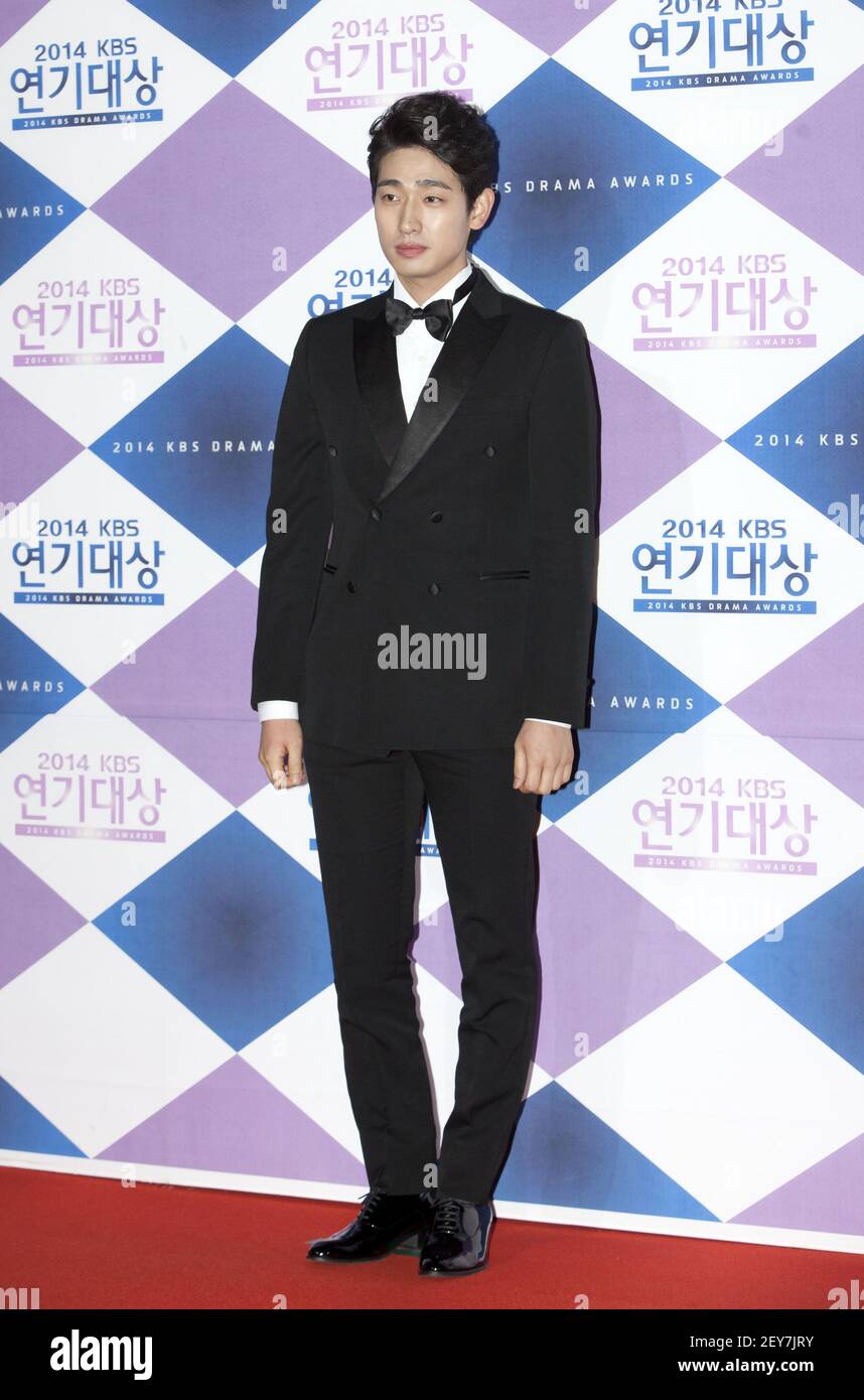 31 December 2014 - Seoul, South Korea : South Korean actor Yoon Park, arrived red carpet for the ...