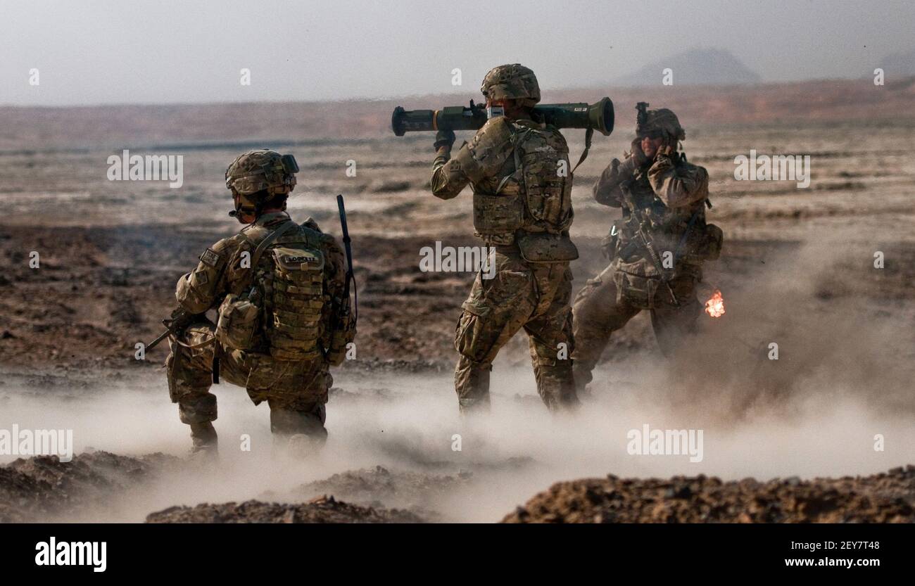 U.S. Army 1st Lt. James Lockett, left, and Staff Sgt. Jose Ramirez ...