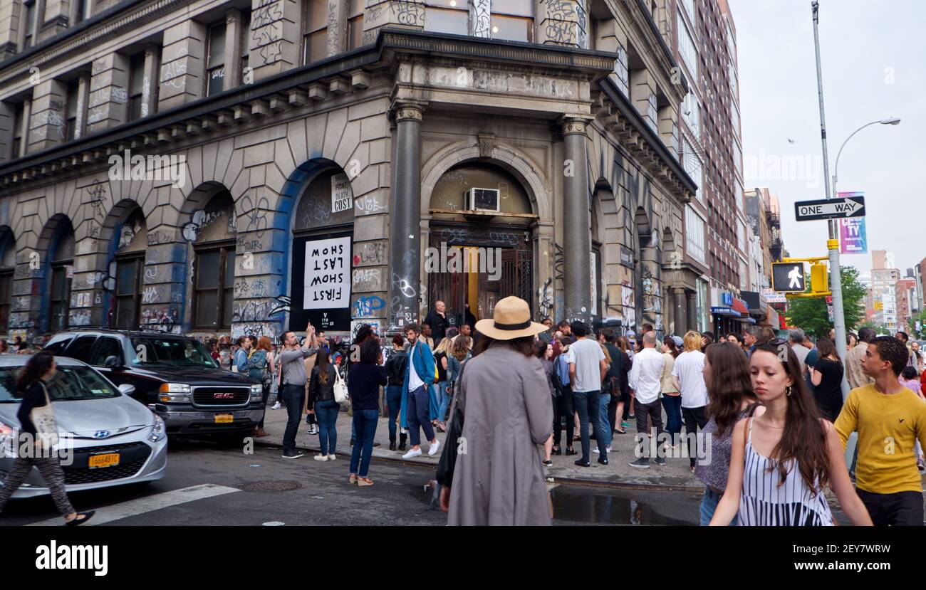 Artist Vito Schnabel's 'First Show Last Show' Exhibit at the Abby Rosen ...