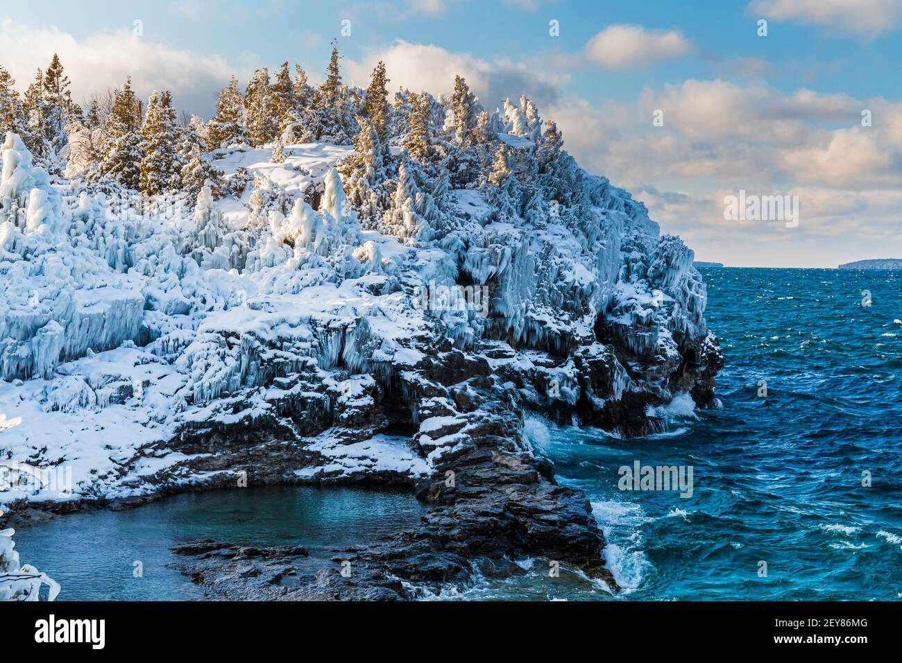 Indian Head Cove & The Grotto Bruce Peninsula National Park Tobermory ...