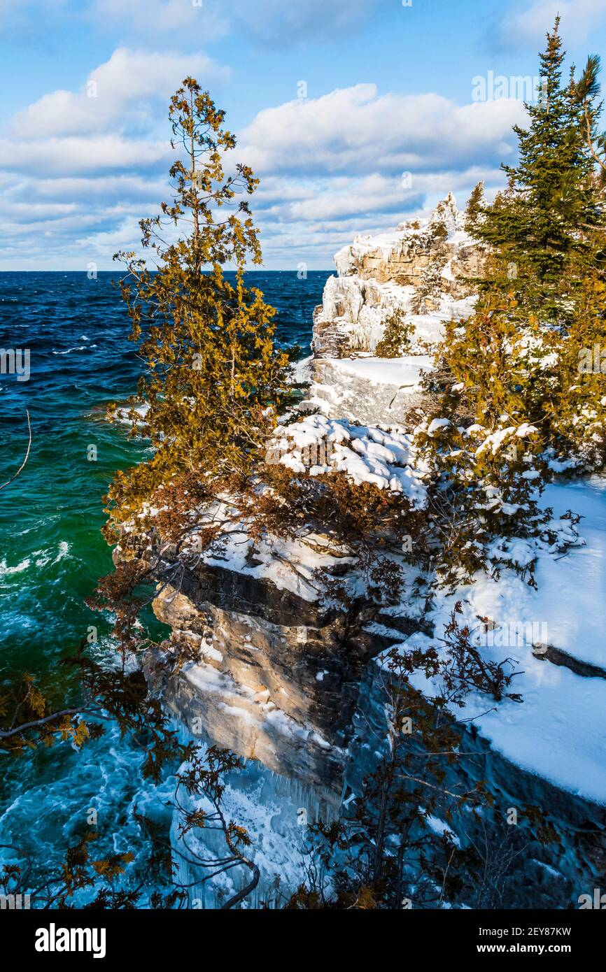 Indian Head Cove & The Grotto Bruce Peninsula National Park Tobermory ...