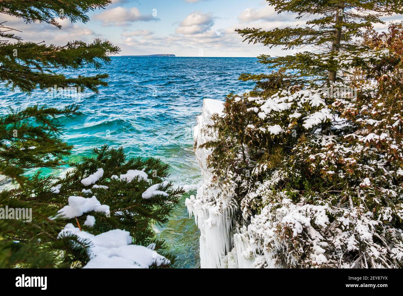 Indian Head Cove & The Grotto Bruce Peninsula National Park Tobermory ...