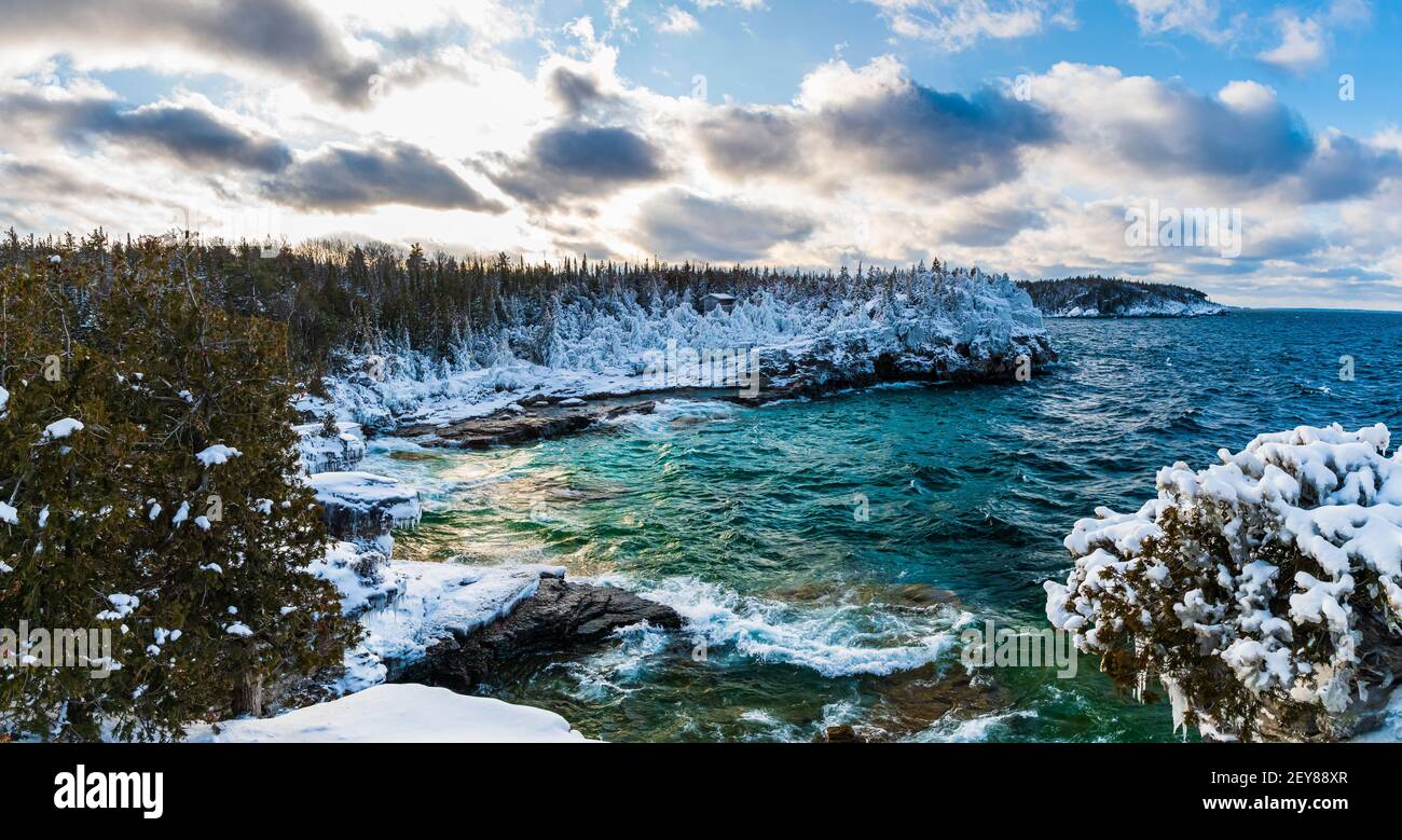 Indian Head Cove & The Grotto Bruce Peninsula National Park Tobermory ...