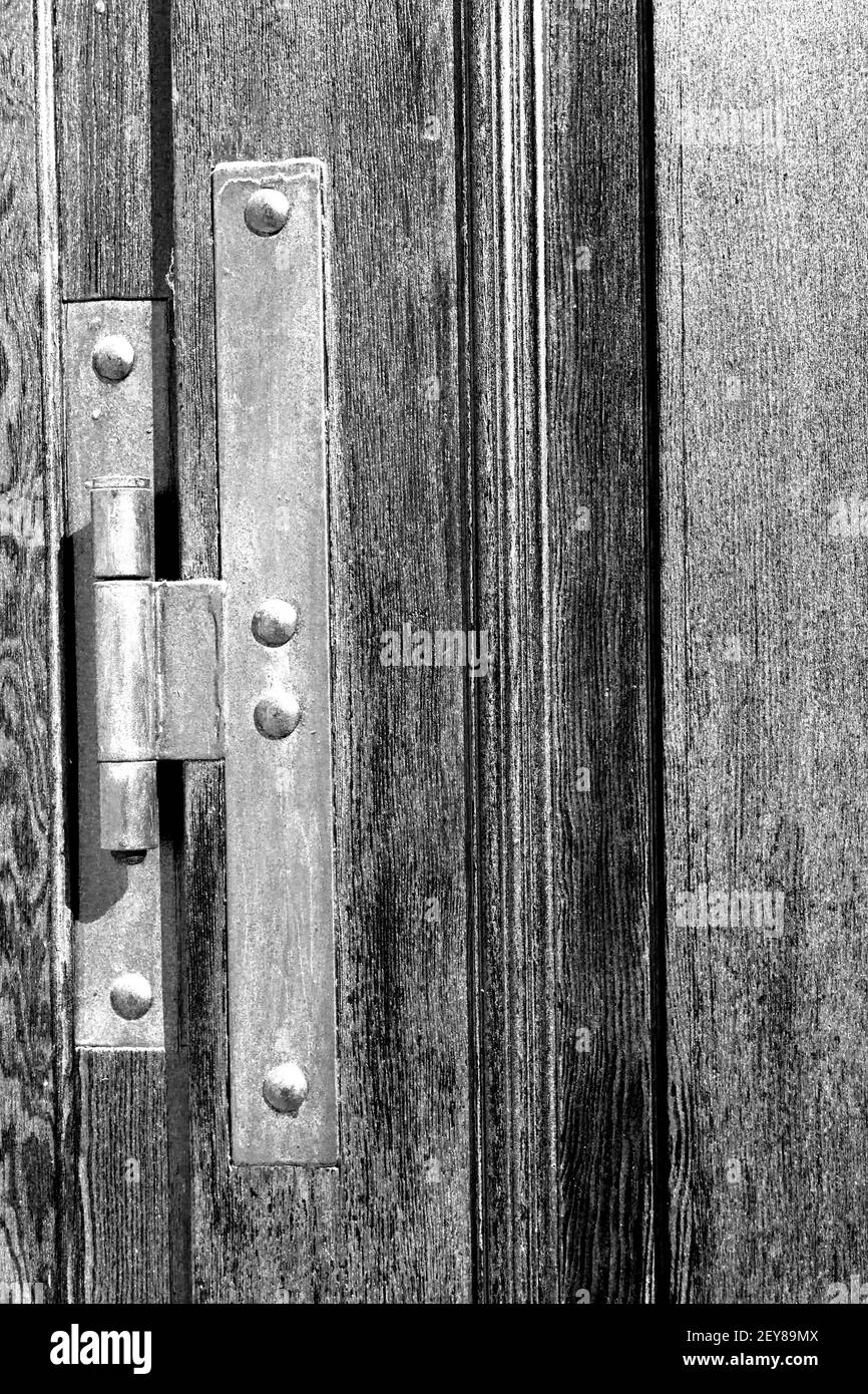 Old door and ancien wood closed house antique hinge Stock Photo - Alamy