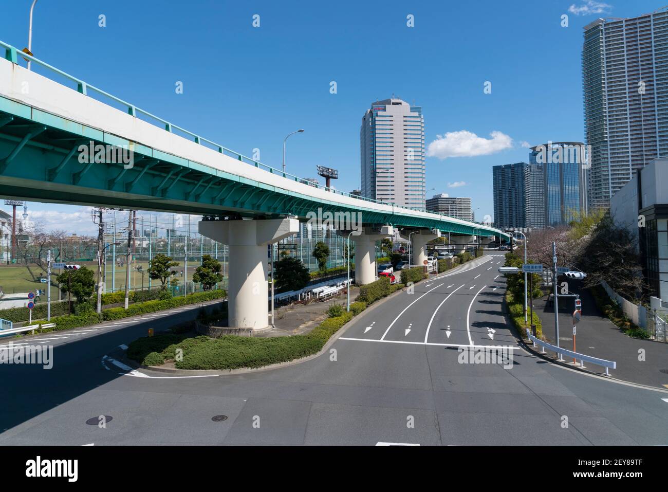 Overpass runs along Tsukishima-undojo (Tsukishima Athletic Ground ...