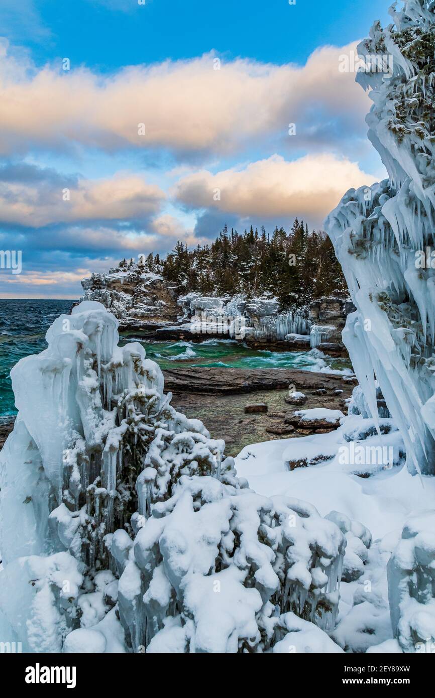 Indian Head Cove & The Grotto Bruce Peninsula National Park Tobermory ...