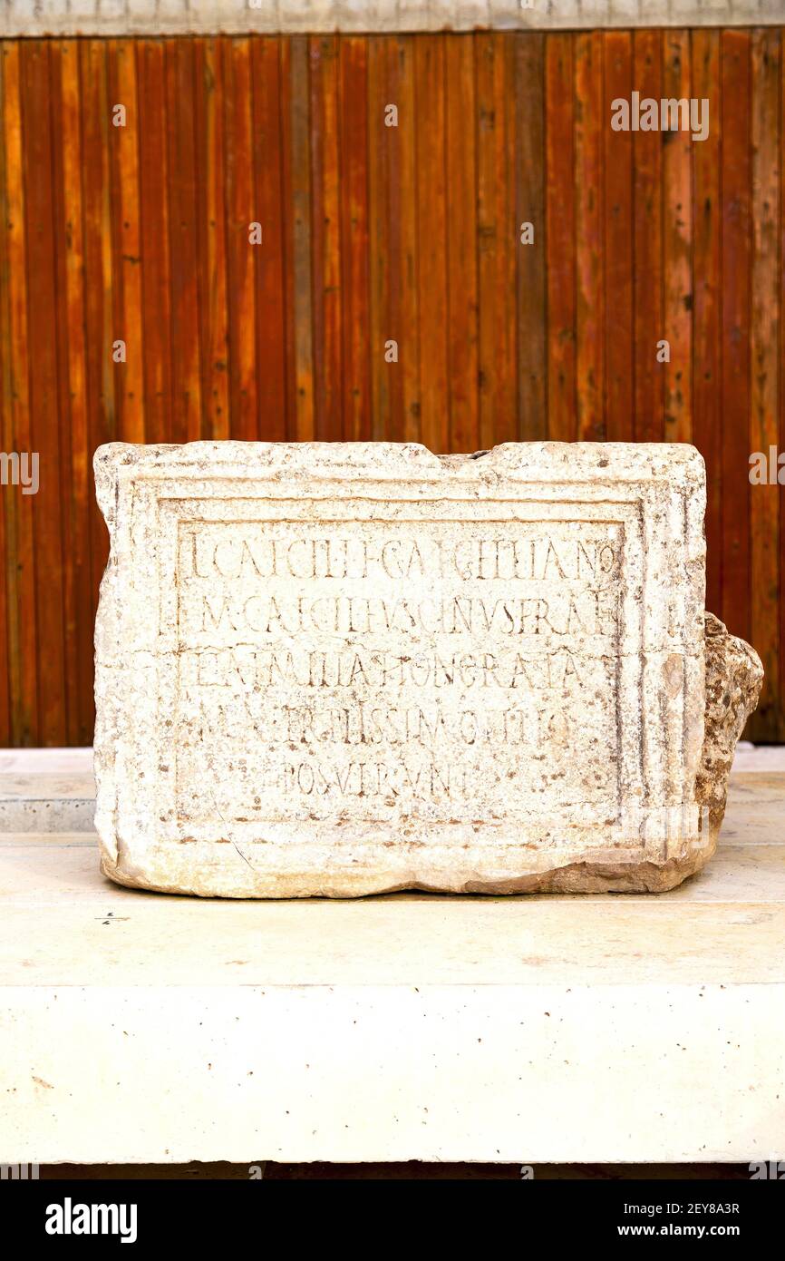 Tombstone in africa marble hi-res stock photography and images - Alamy