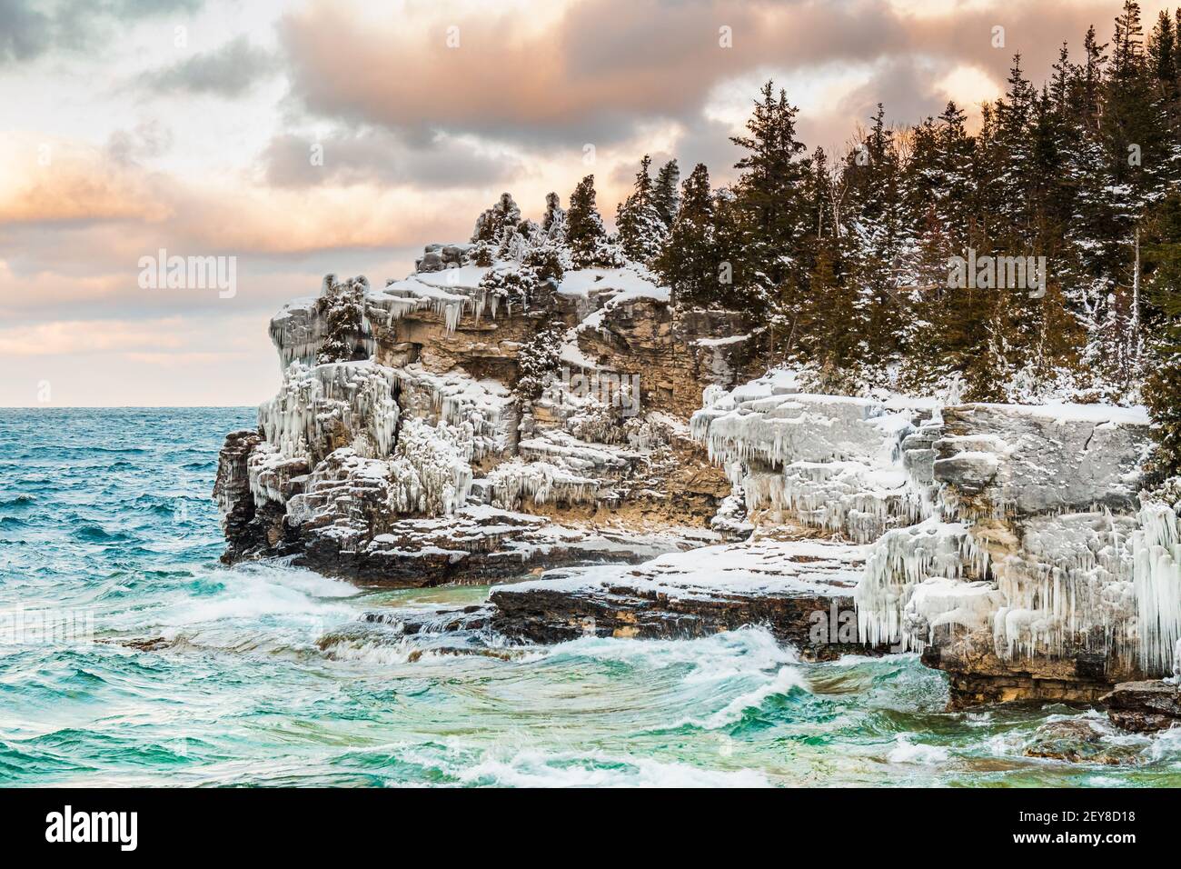 Indian Head Cove & The Grotto Bruce Peninsula National Park Tobermory ...