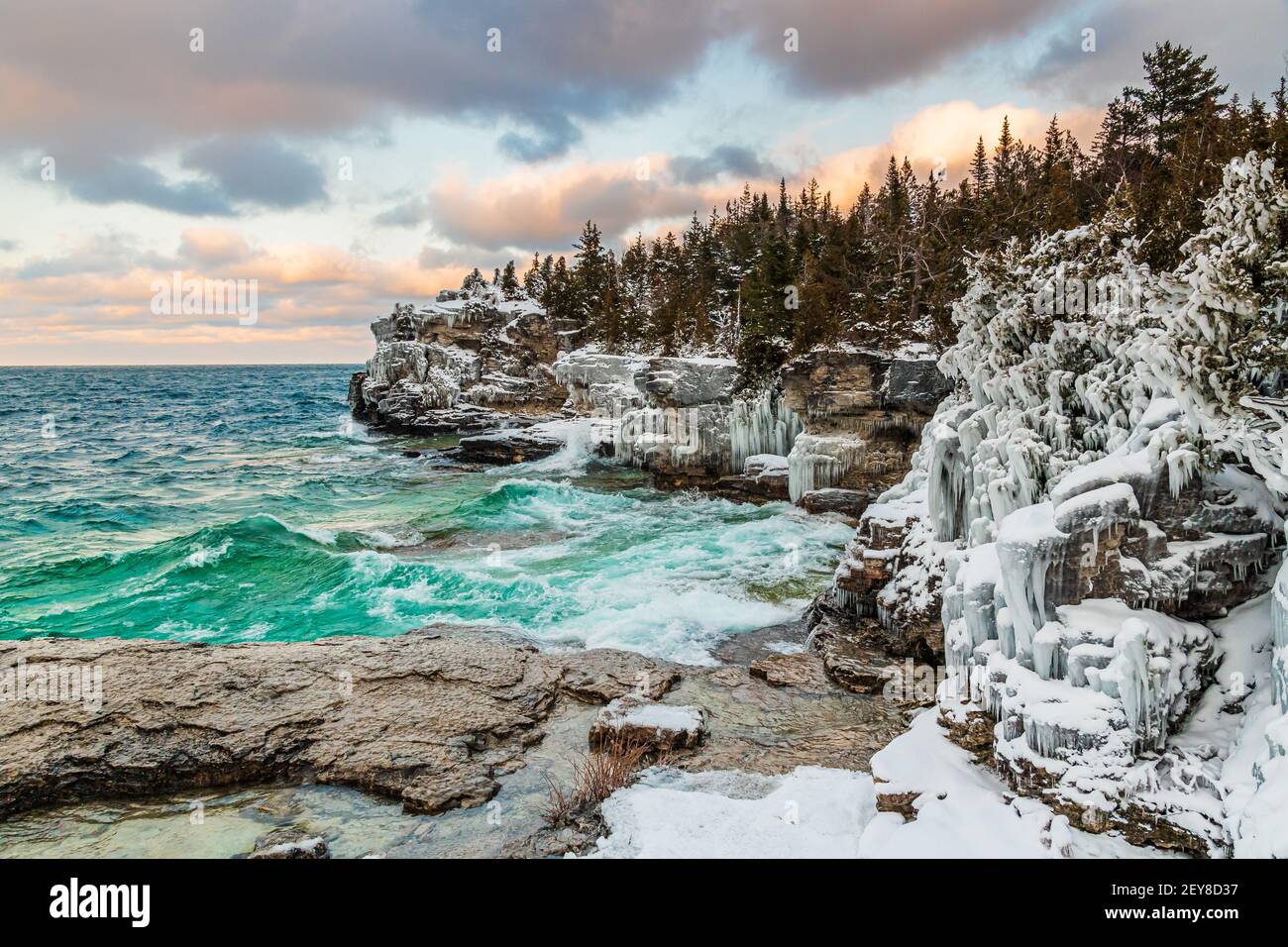 Indian Head Cove And The Grotto Bruce Peninsula National Park Tobermory Ontario Canada In Winter