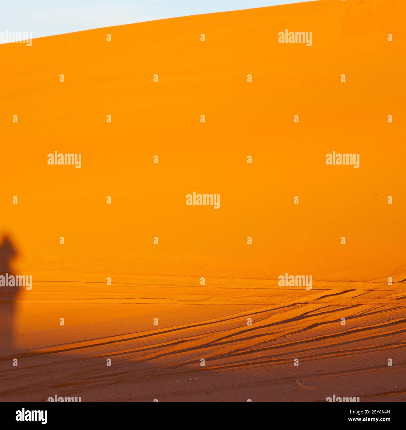 Sunshine in the desert of morocco sand and dune Stock Photo - Alamy