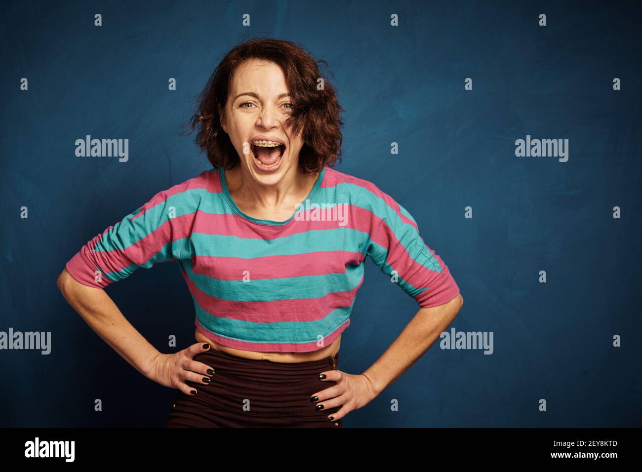 The desperate woman is screaming Stock Photo - Alamy