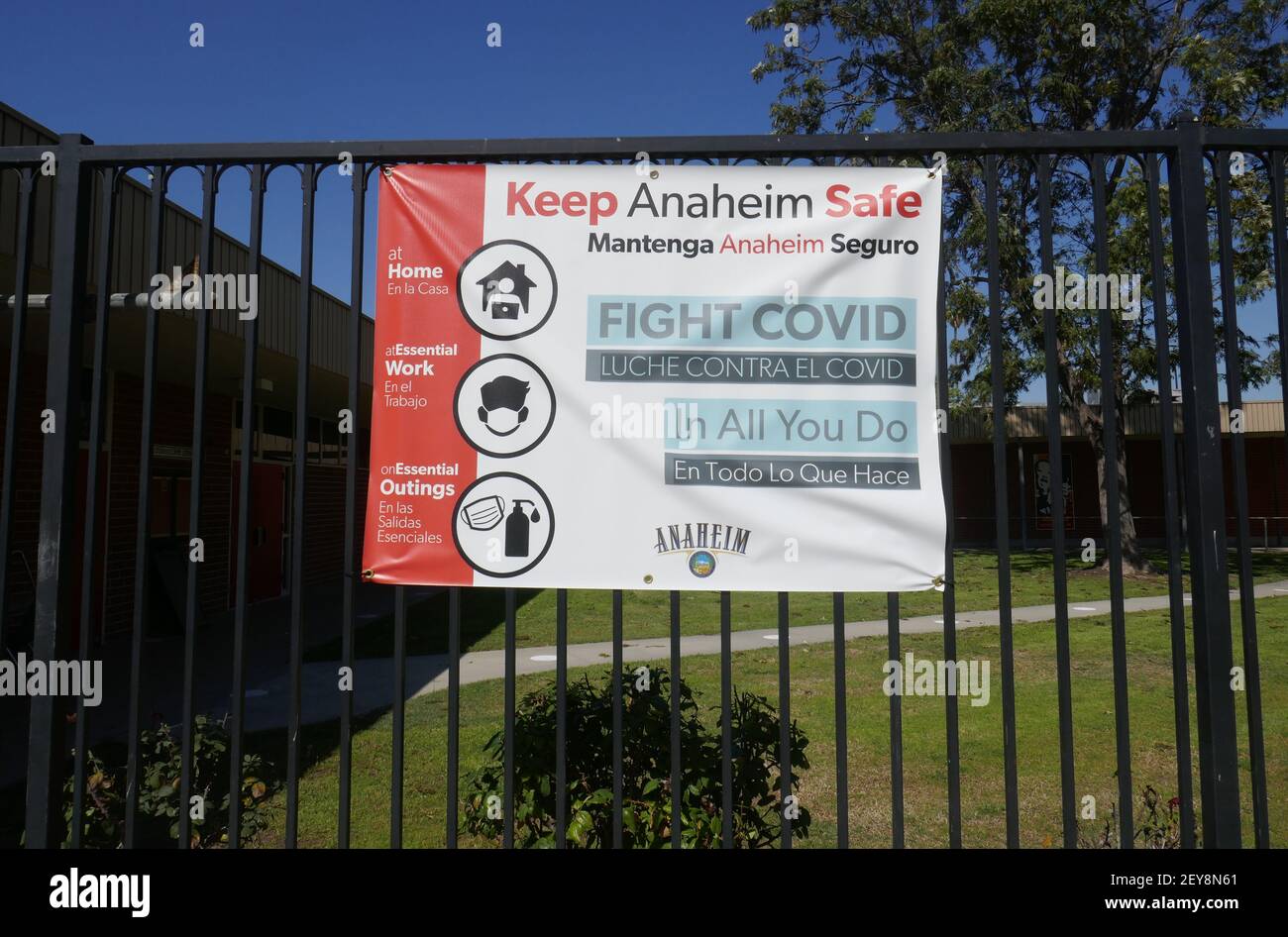 Loara high school hi-res stock photography and images - Alamy