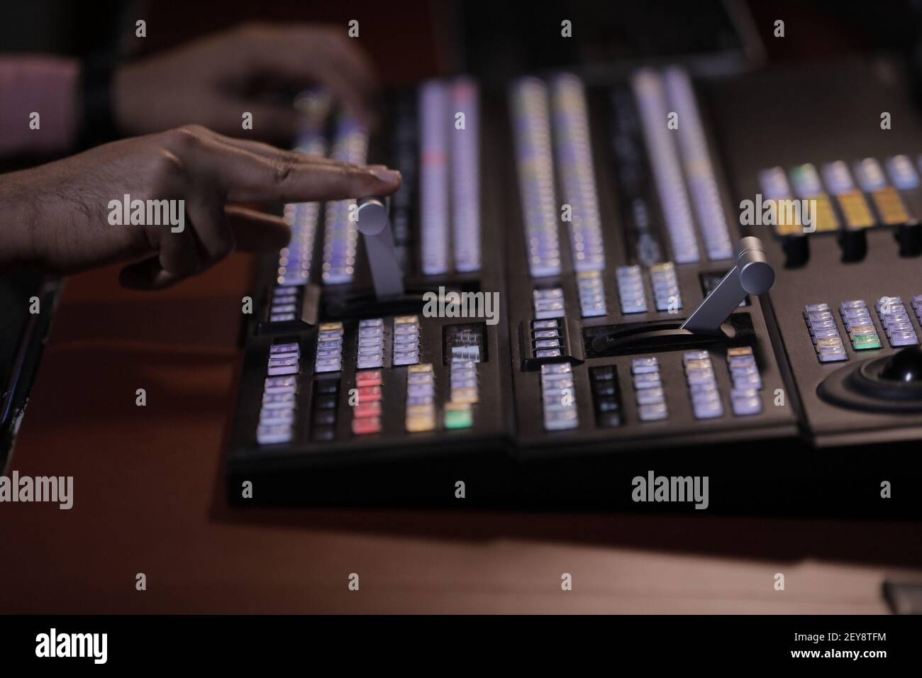 Vision mixer hi-res stock photography and images - Alamy