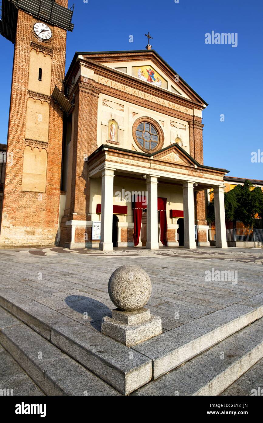Parabiago the old church brick tower sidewalk italy lombardy Stock ...