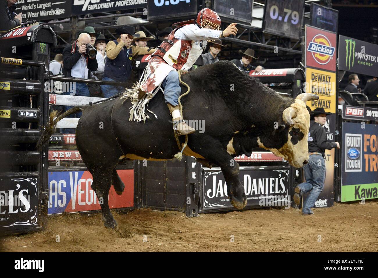 07 JANUARY 2013 - New York - Cody Nance rides Full Force as he competes ...