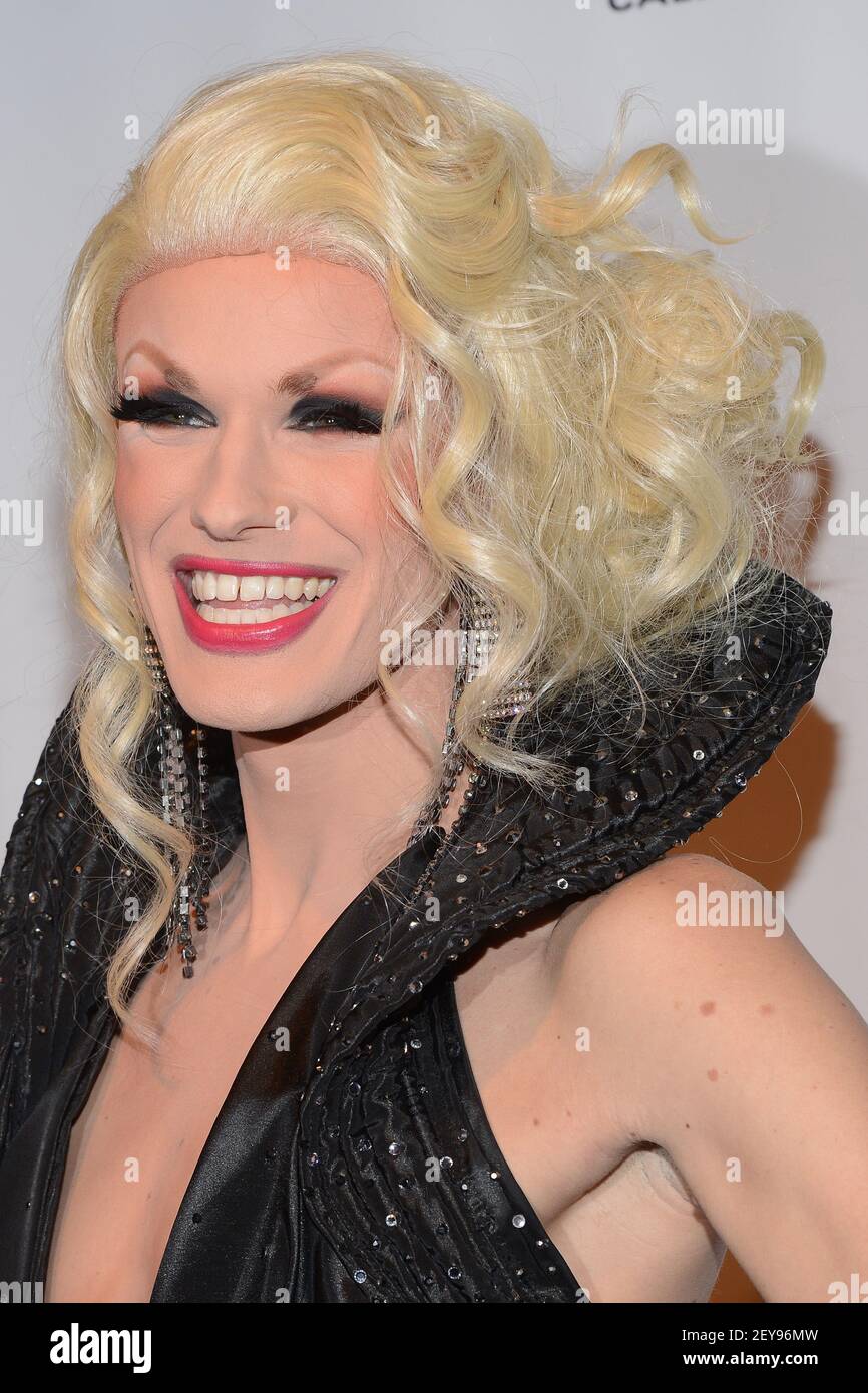 25 JANUARY 2013 - New York - Drag Queen contestant Ivy Winters attends ...