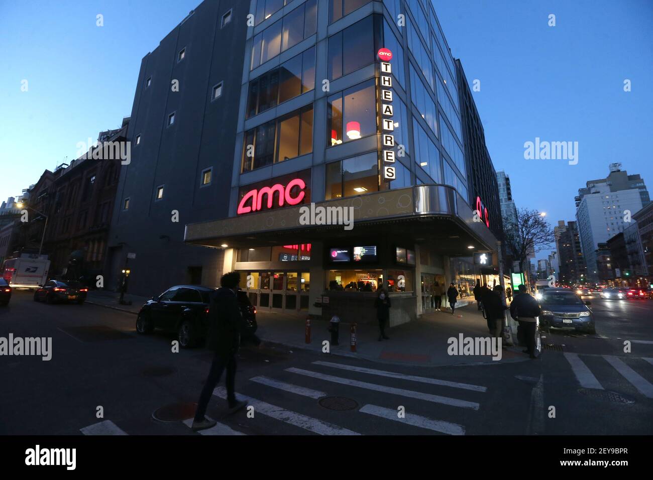 Amc theatre movies cinema hi-res stock photography and images - Alamy