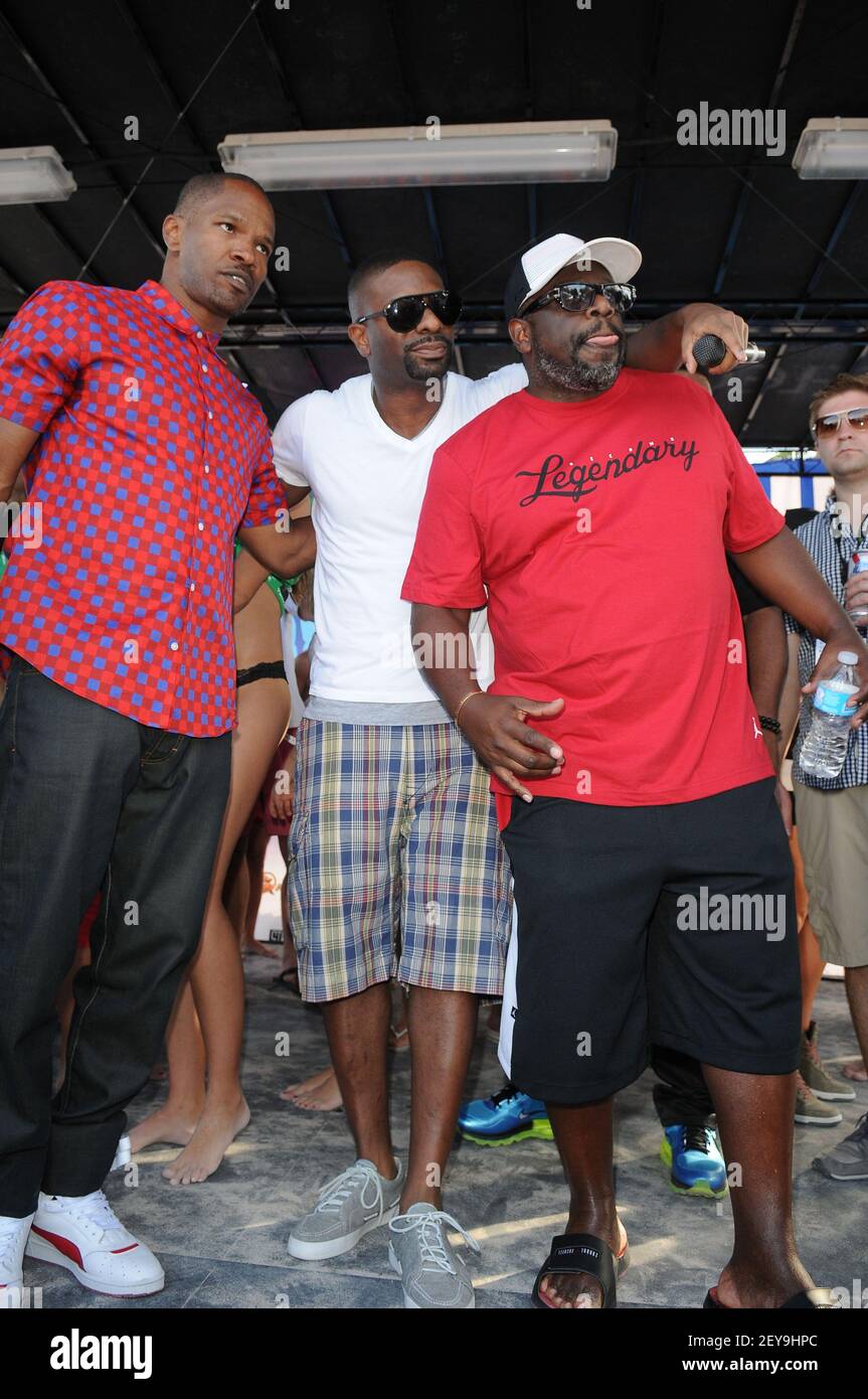 09 February 2013 - Miami, FL - Jamie Foxx, DJ Irie and Cedric the ...