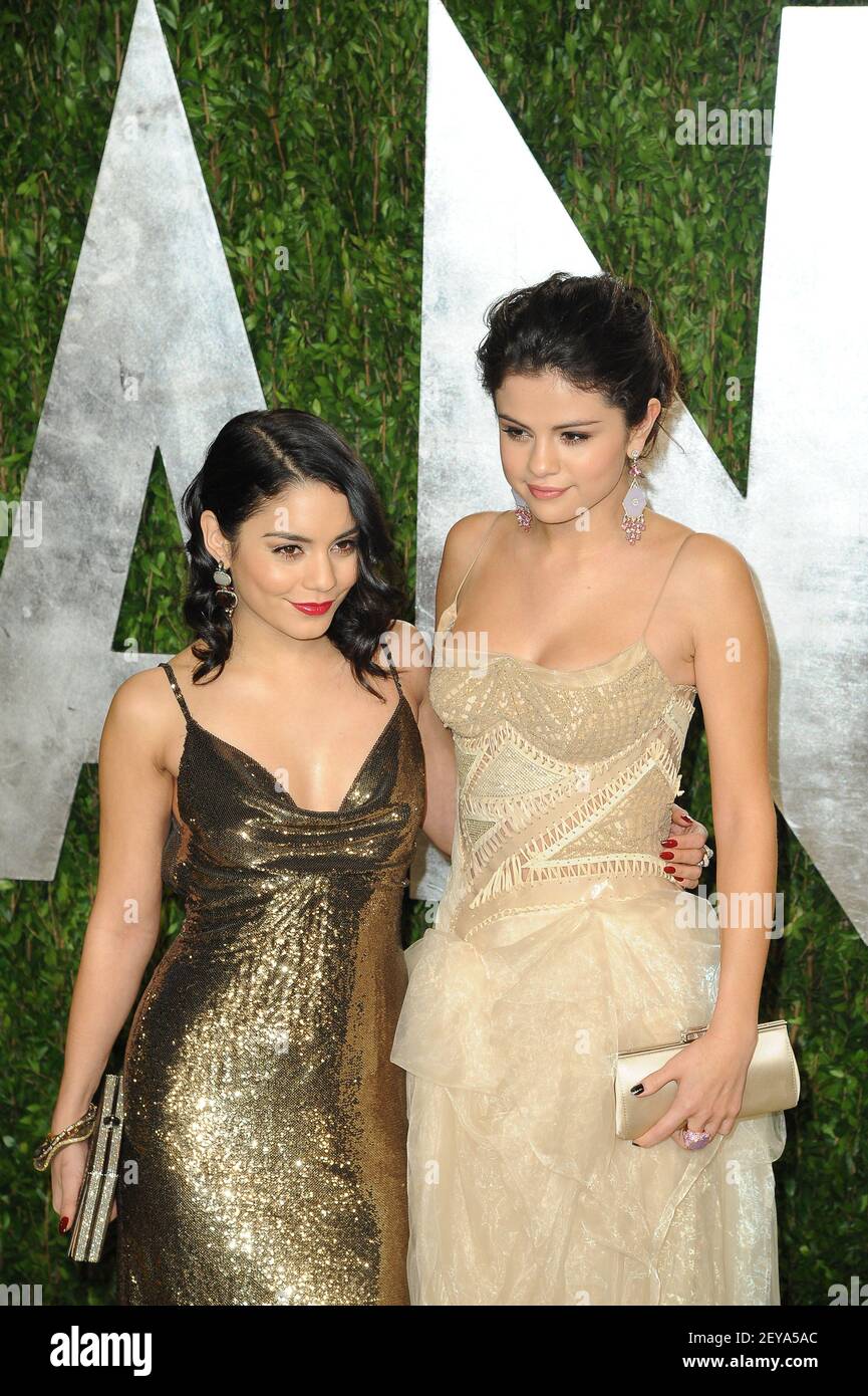 Vanessa Hudgens And Selena Gomez Vanity Fair 4540
