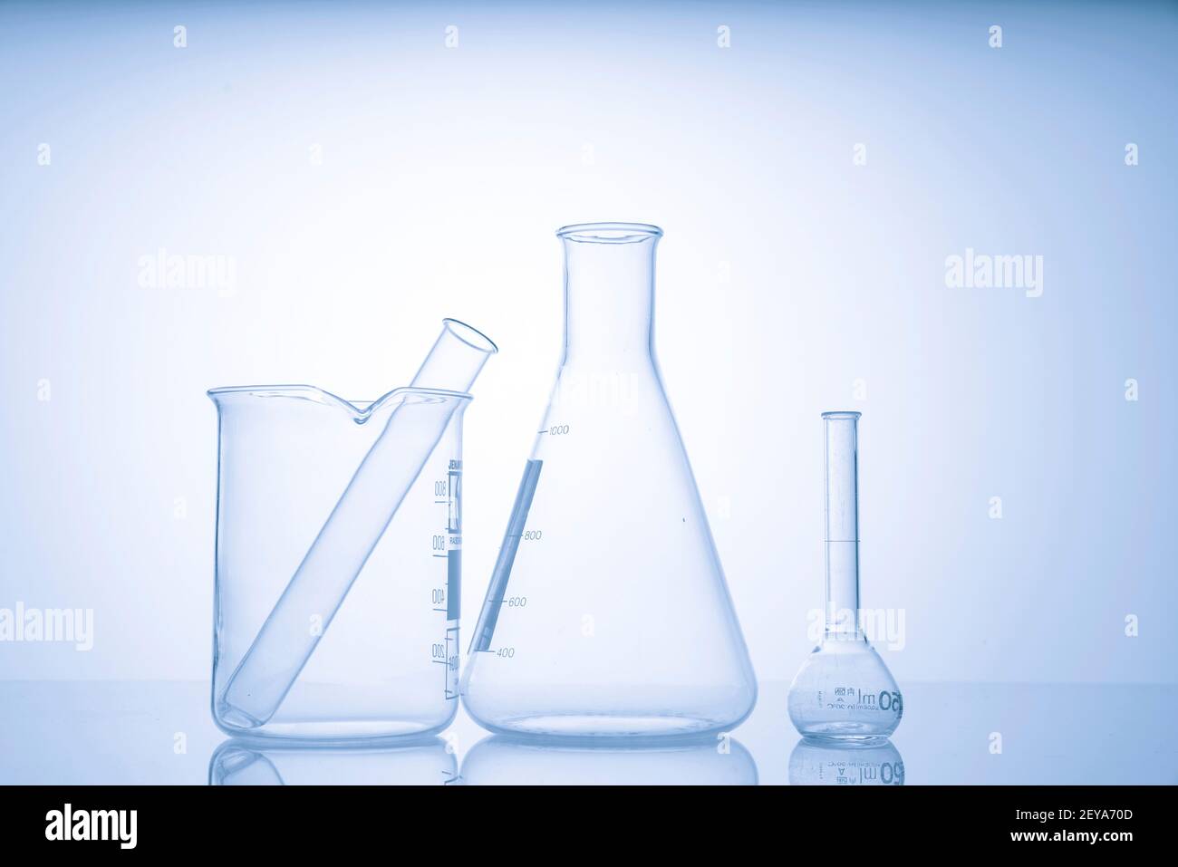 Laboratory Glassware High Resolution Stock Photography and Images - Alamy