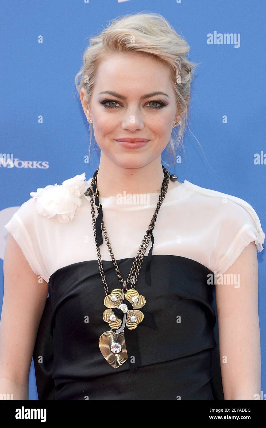 Actress Emma Stone attends 'The Croods' Premiere at AMC Loews Lincoln ...
