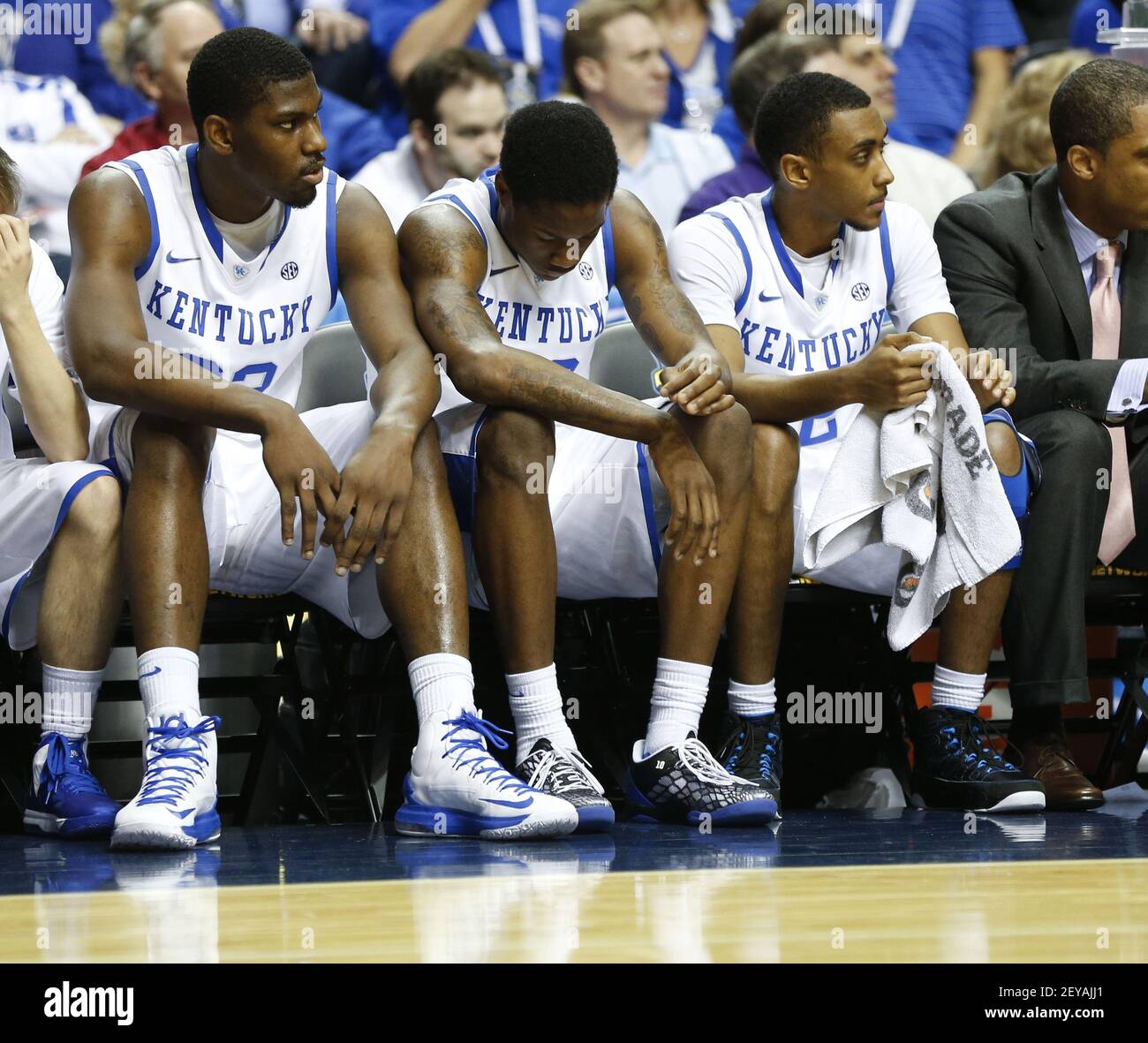 Kentucky Wildcats forward Alex Poythress (22), left, Archie Goodwin ...
