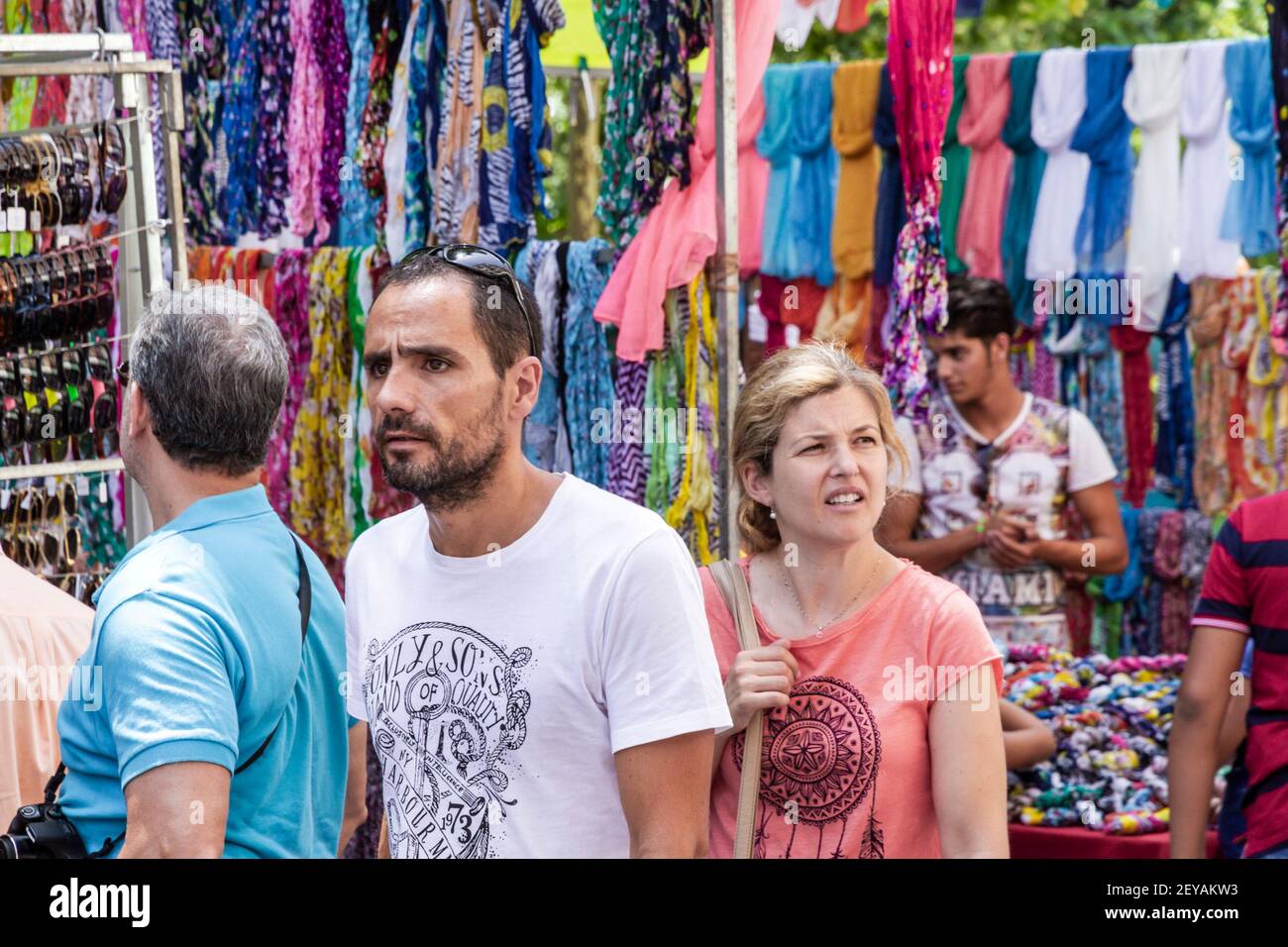 Open air flea market hi-res stock photography and images - Alamy