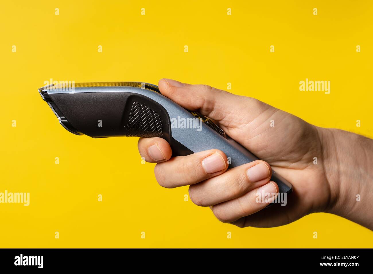 Hair cutting machine hi-res stock photography and images - Alamy